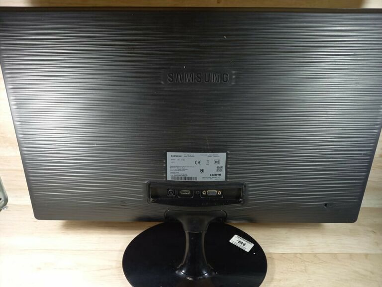 MONITOR SAMSUNG S24D330H + ZASILACZ | Monitory | Loombard.pl