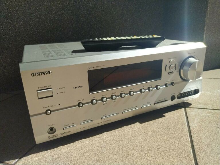 AMPLITUNER 7.1 ONKYO TX-SR674E HDMI PILOT | Loombard.pl