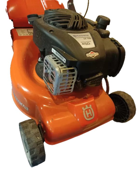 HUSQVARNA LC 140 KOSIARKA SPALINOWA Z KOSZEM | Kosiarki spalinowe ...
