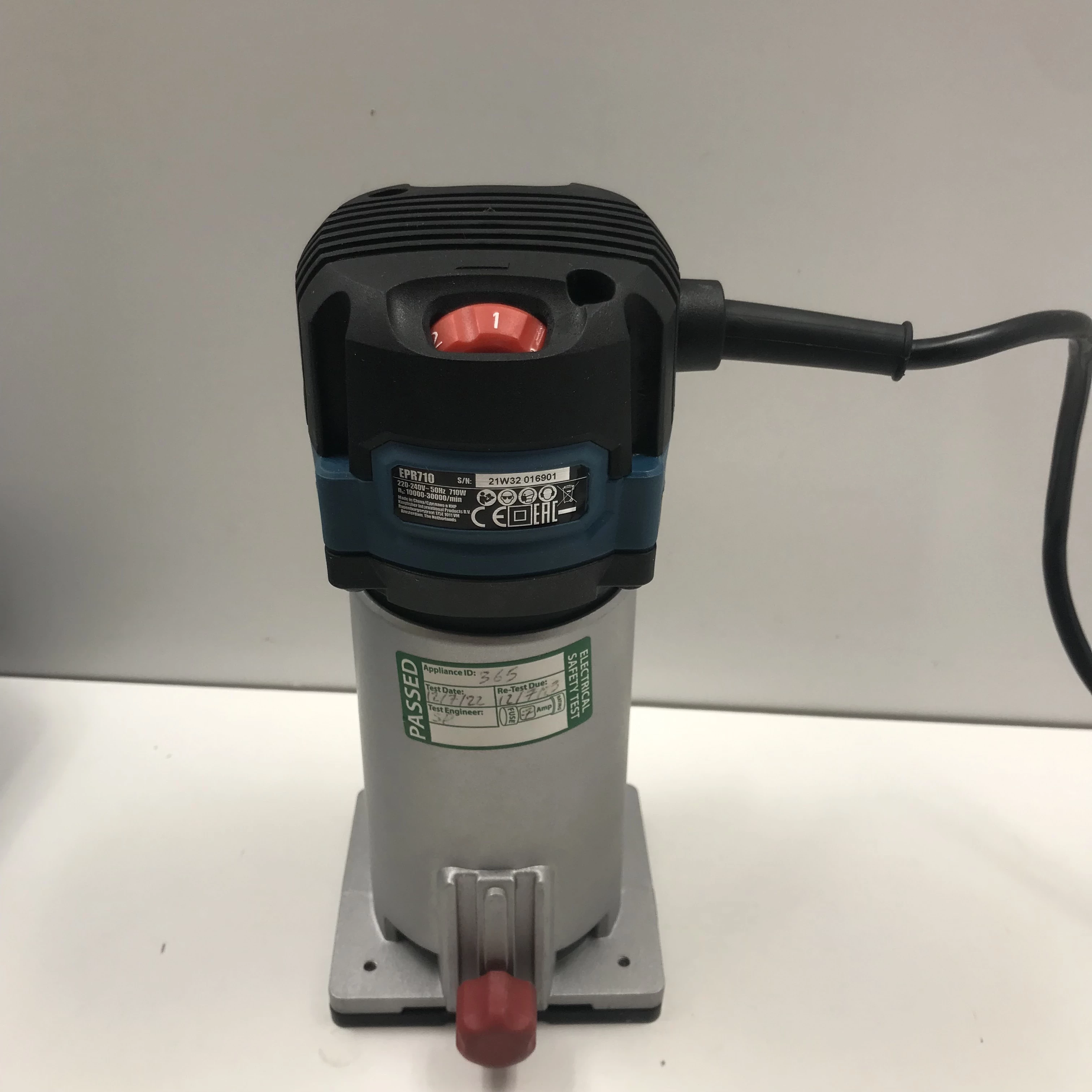 FREZARKA GÓRNOWRZECIONOWA ERBAUER EPR710 710 W | Frezarki | Loombard.pl