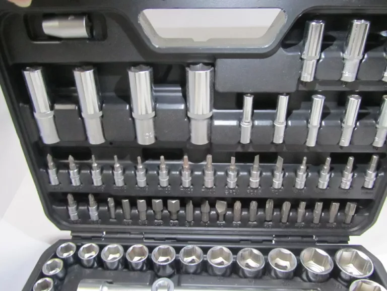 ZESTAW KLUCZY YATO YT-12681 | Zestawy narzędzi | Loombard.pl