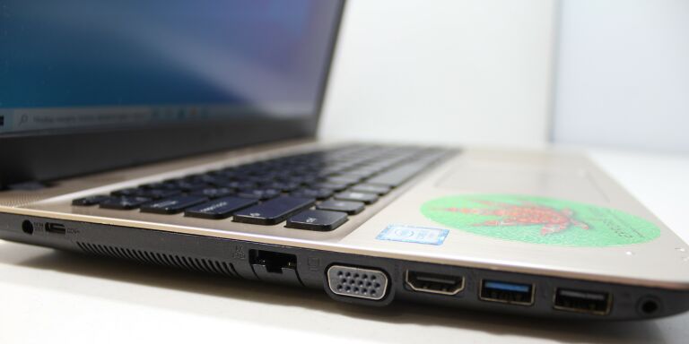 LAPTOP ASUS R541U 8/500 I5 | Laptopy | Loombard.pl