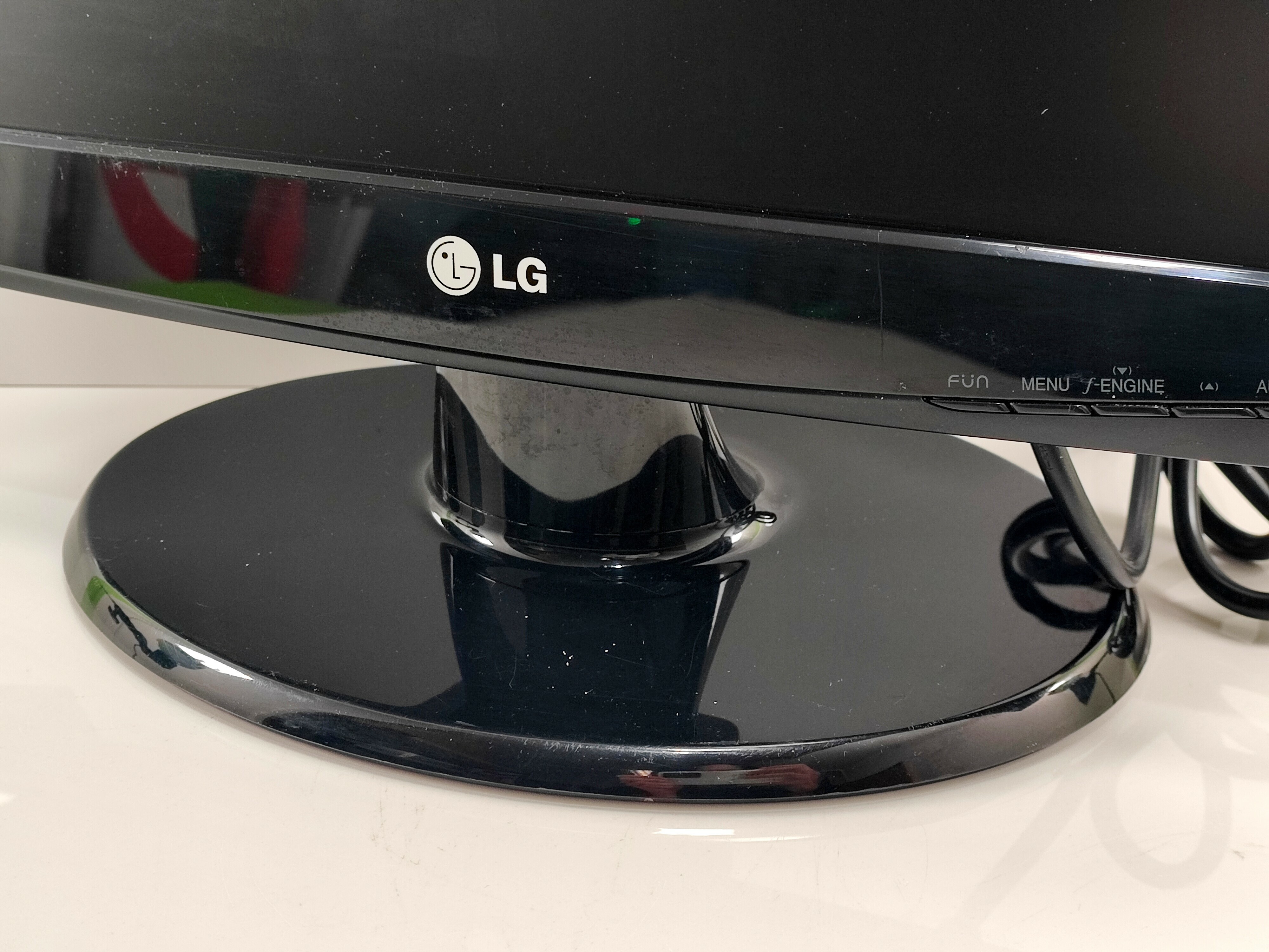 MONITOR LG FLATRON W2243S 22" 1080P FULL HD | Monitory | Loombard.pl