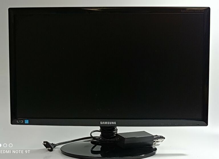 MONITOR SAMSUNG S22B150N | Monitory | Loombard.pl