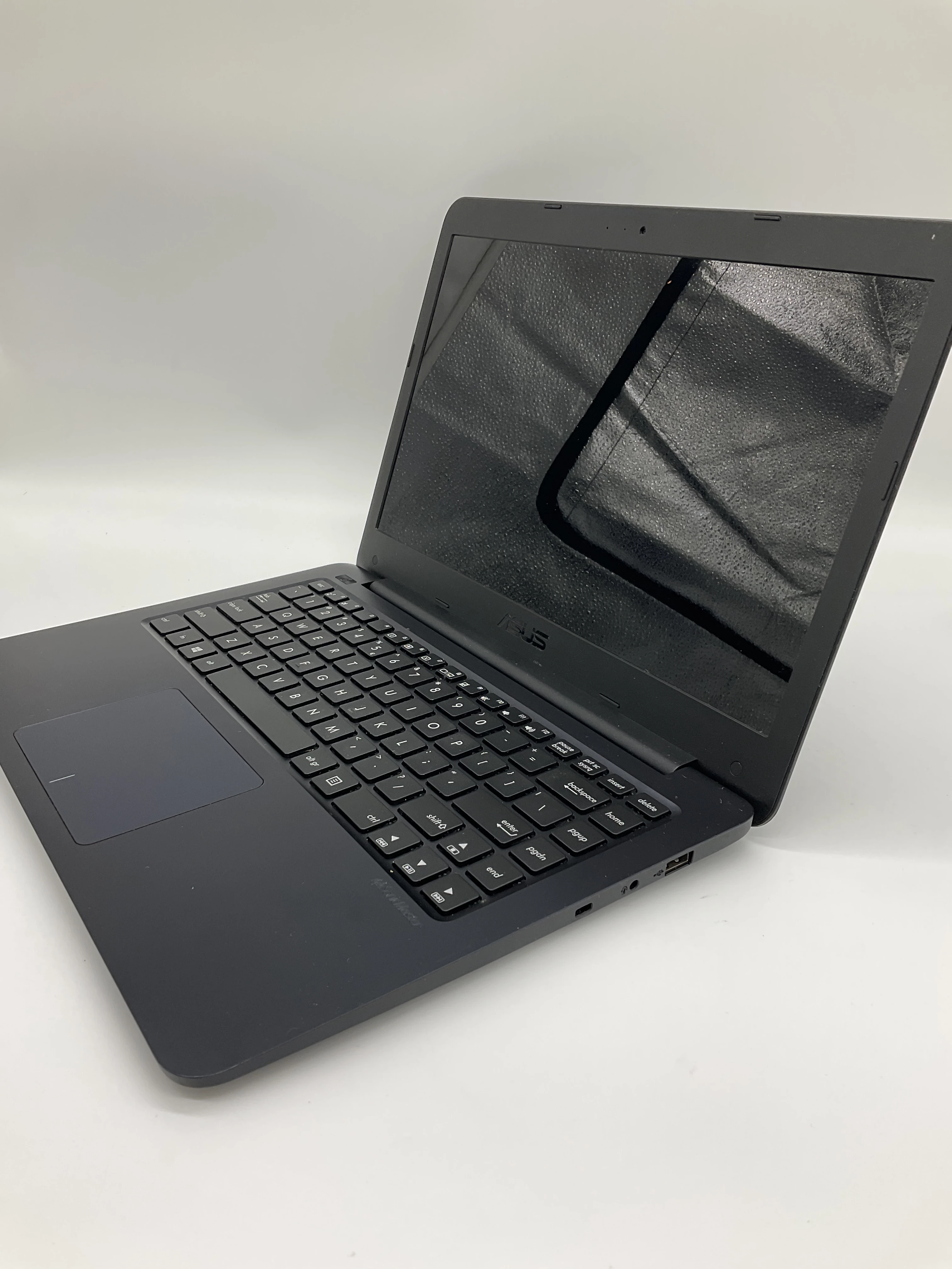 LAPTOP ASUS E402Y | Laptopy | Loombard.pl