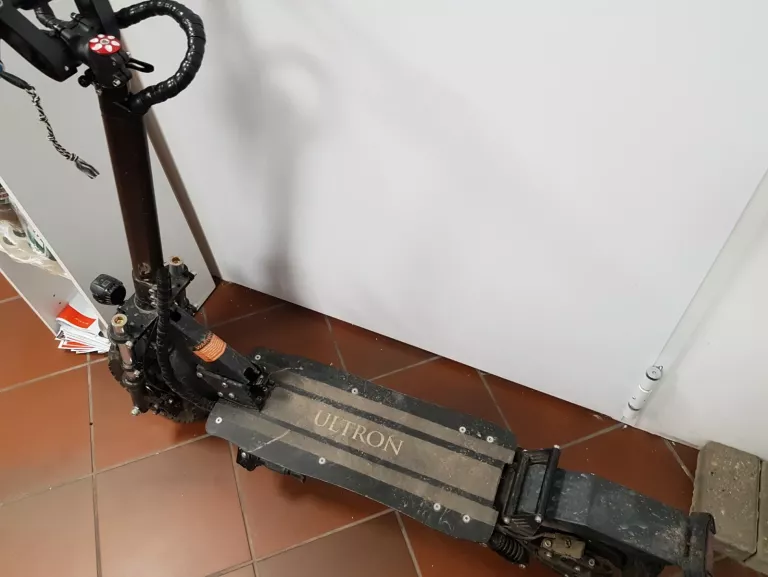 HULAJNOGA ELEKTRYCZNA ULTRON T103 V2.5 MAX 45KM/H | Hulajnogi ...