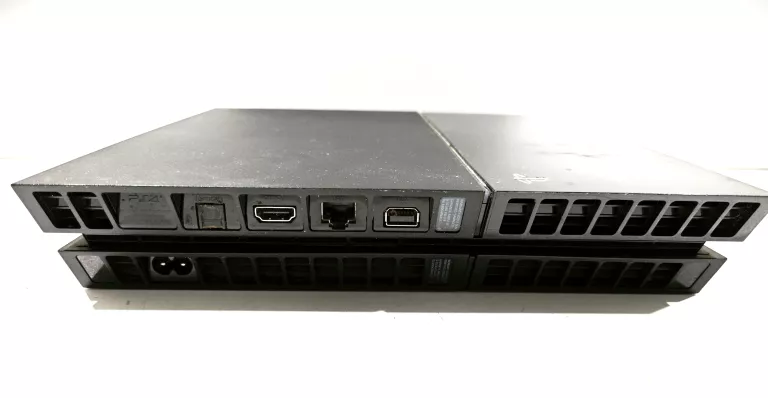KONSOLA PS4 FAT 500GB CZARNA *OPIS | Konsole | Loombard.pl