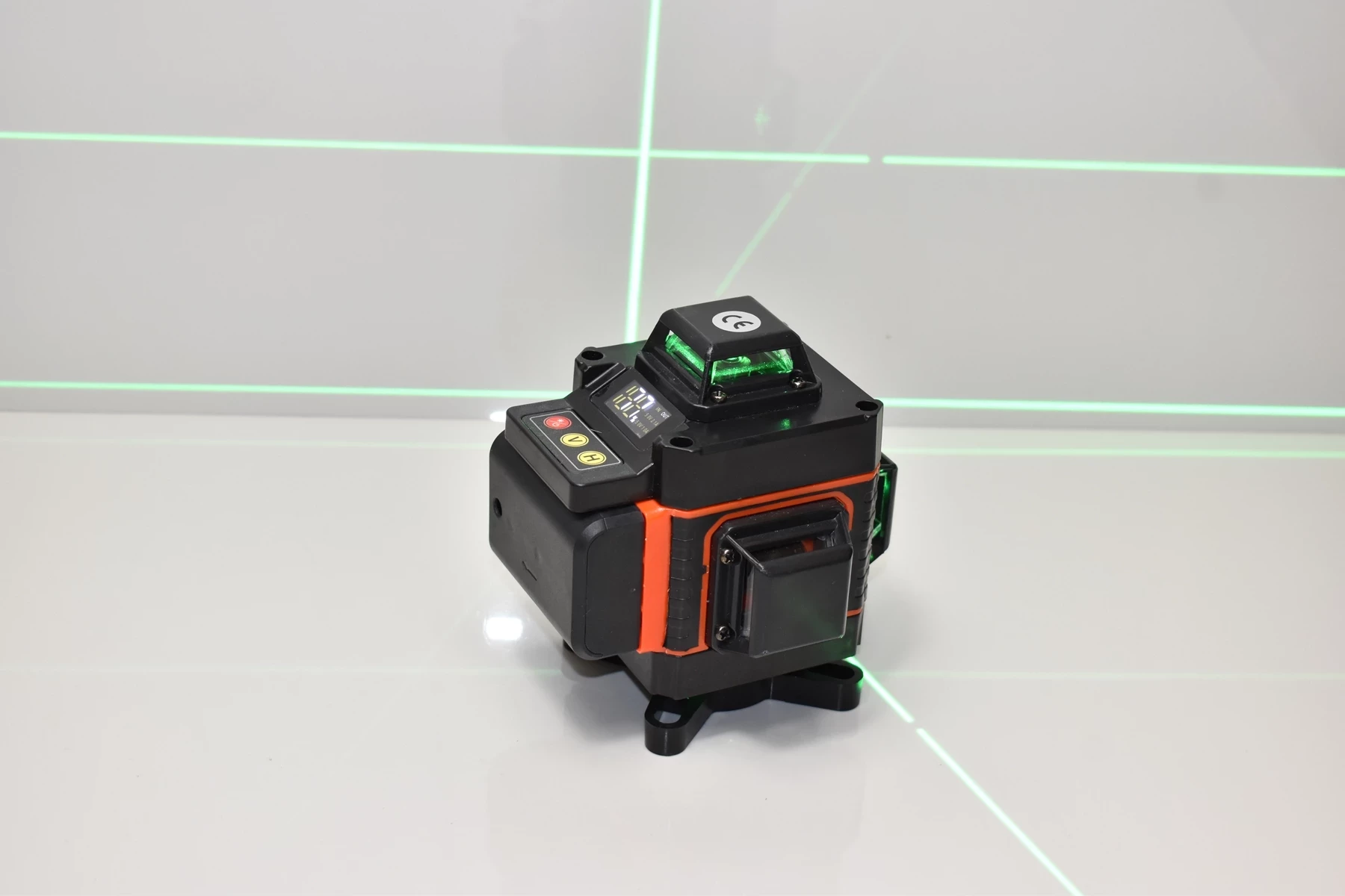LASER KRZYŻOWY HILDA 4D GREEN LASER LEVEL ETUI | Lasery krzyżowe ...