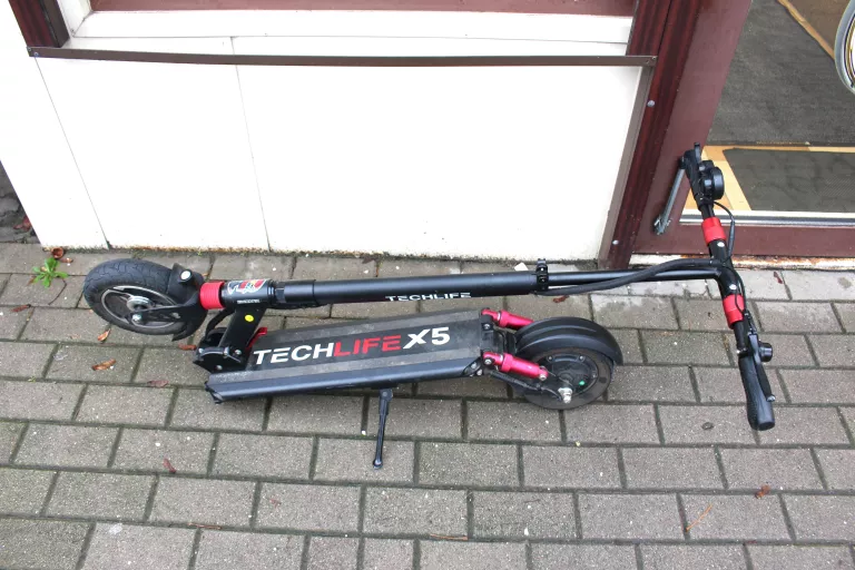 HULAJNOGA ELEKTRYCZNA TECHLIFE X5 | Hulajnogi elektryczne | Loombard.pl