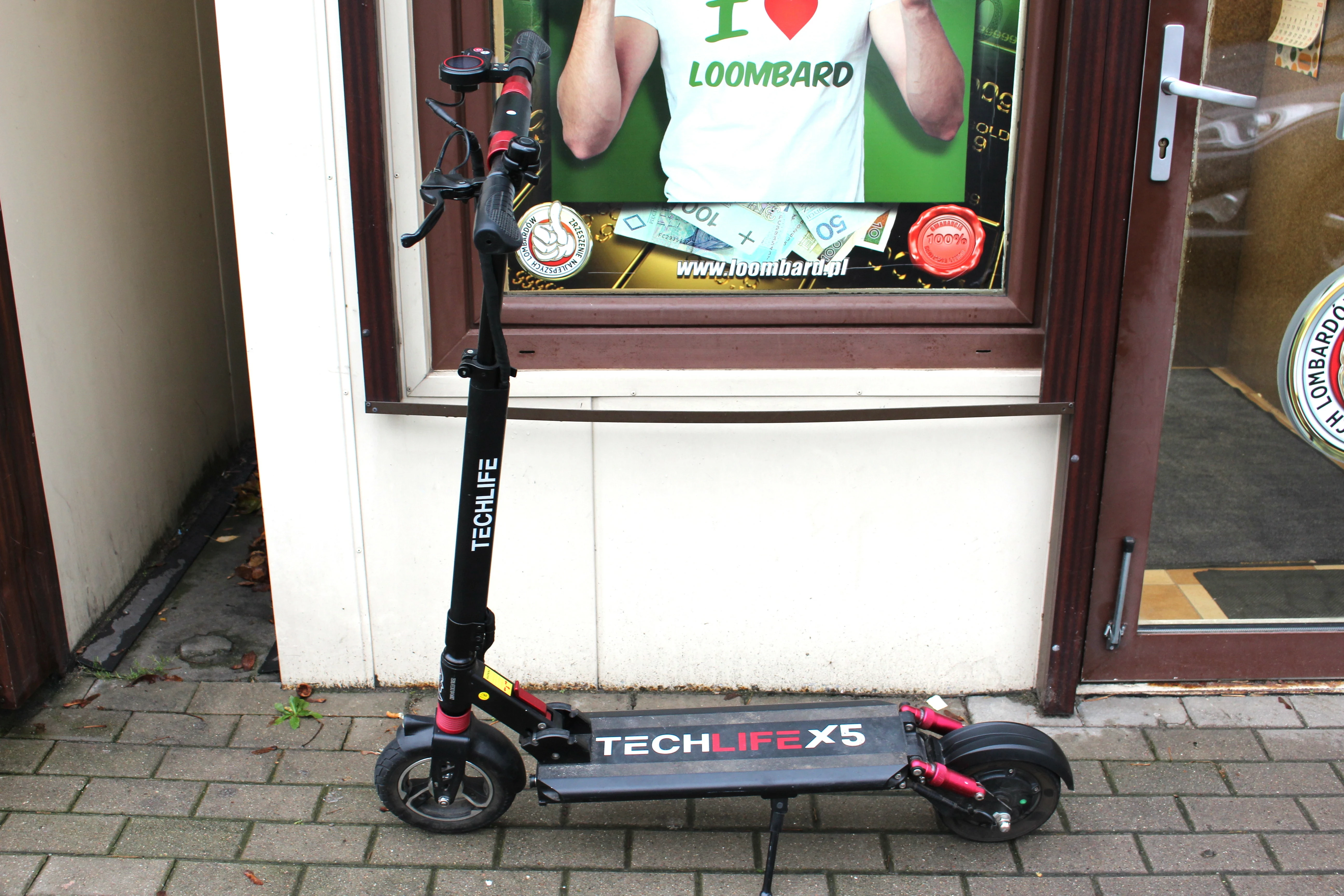 HULAJNOGA ELEKTRYCZNA TECHLIFE X5 | Hulajnogi elektryczne | Loombard.pl