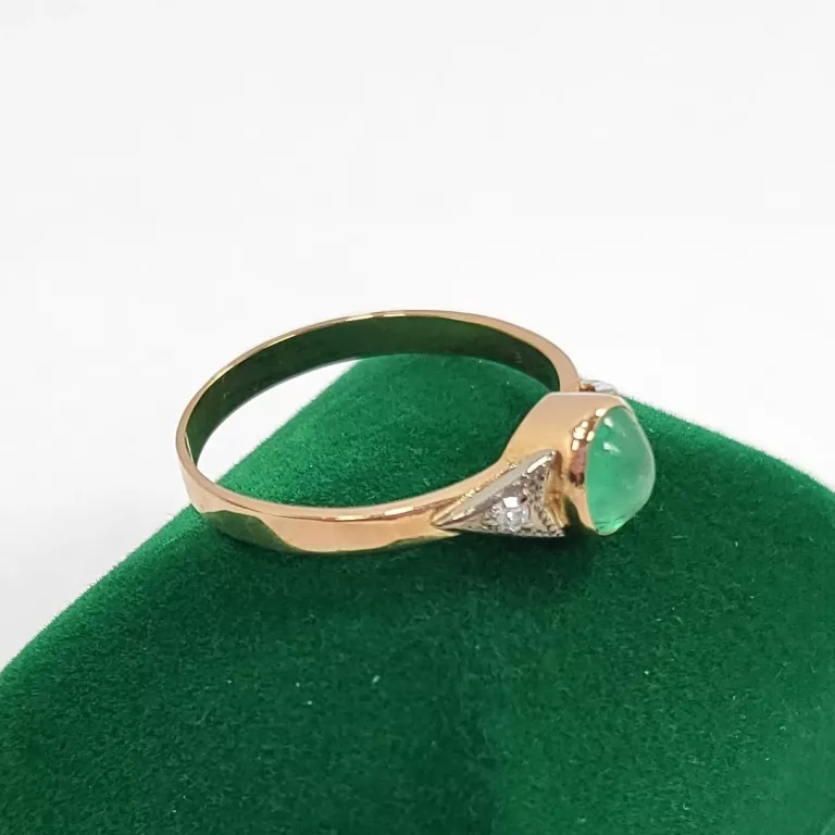 ZŁOTY PIERŚCIONEK 585 R.16 SZMARAGD 0,67CT DIAMENTY 0,04CT | Loombard.pl