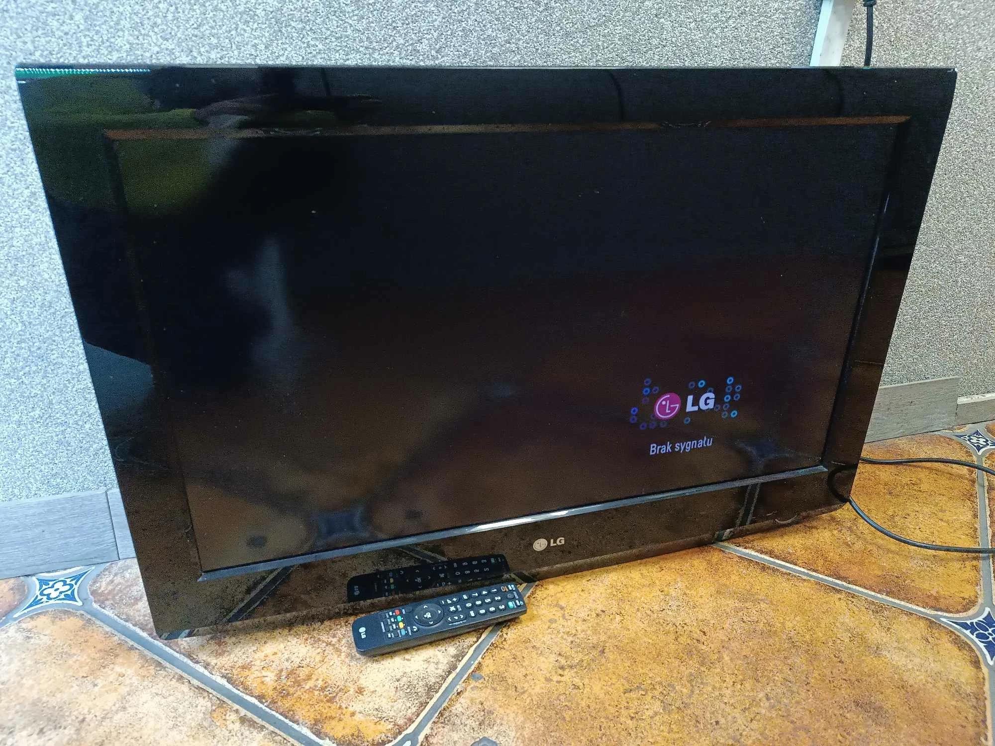 TELEWIZOR LG 32 CALE LF2510 | Telewizory | Loombard.pl