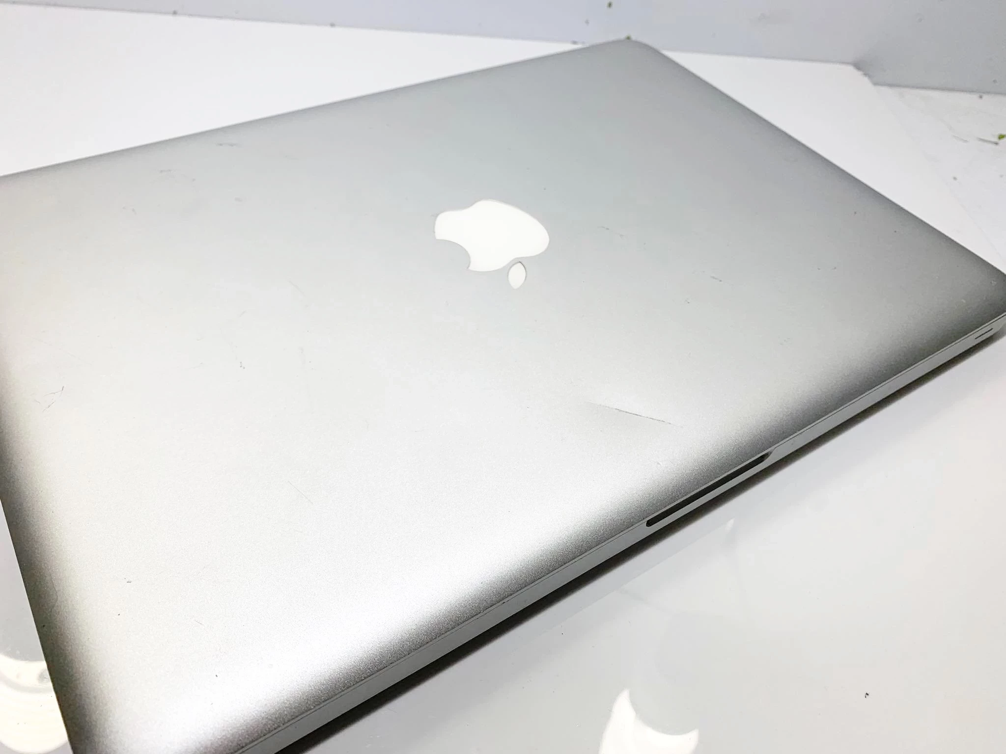 APPLE MACBOOK PRO 1278 IC 2 DUO P7550 WIN 10 4GB | Laptopy | Loombard.pl