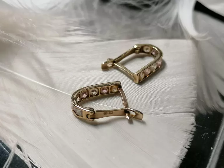 ZŁOTE KOLCZYKI Z CYRKONIAMII ZAPIĘCIE ANGIELSKIE PR.333 0,96G | Loombard.pl