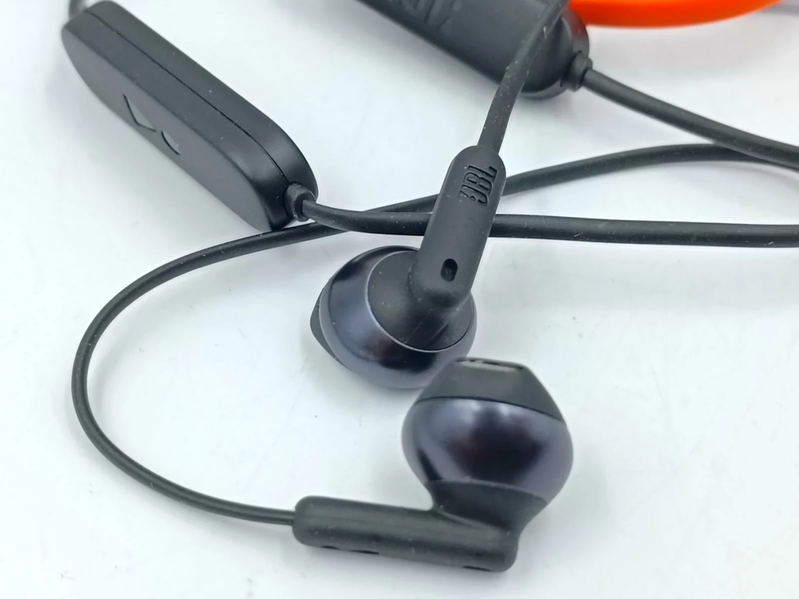 SŁUCHAWKI JBL TUNE 215 BT GW | Bezprzewodowe | Loombard.pl