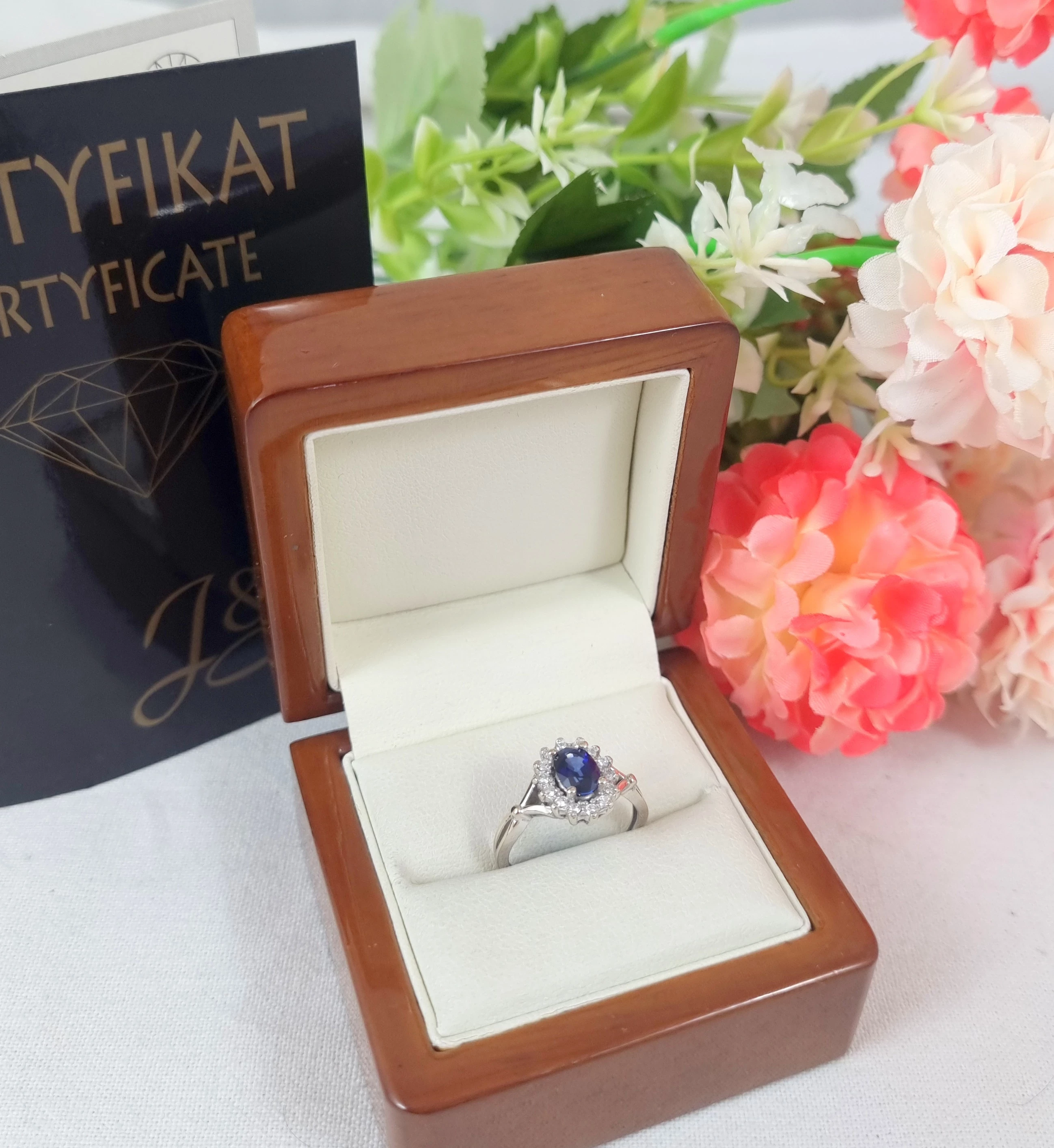 ZŁOTY PIERŚCIONEK Z BRYLANTAMI 3,41GR 585PR 0,15CT | Pierścionki, obrączki | Loombard.pl