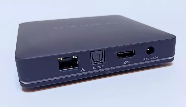 DEKODER TV SMART 4K BOX DV8519 | Urządzenia | Loombard.pl