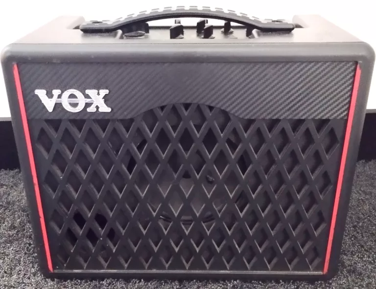 VOX VX I WZMACNIACZ GITAROWY Z EFEKTAMI | Gitarowe | Loombard.pl