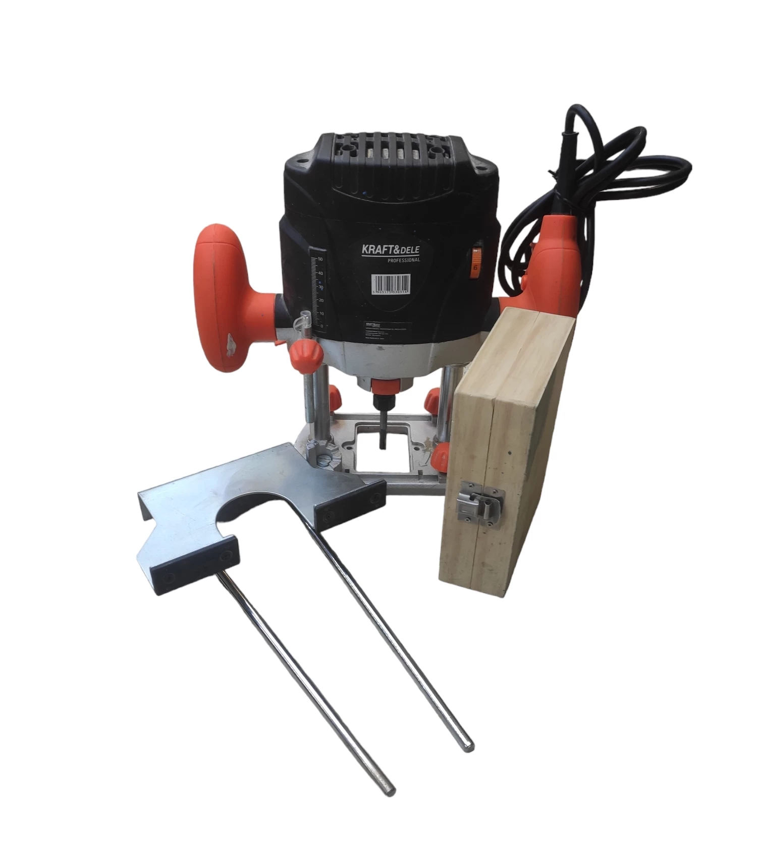 FREZARKA GÓRNOWRZECIONOWA DO DREWNA 6-8MM 1900W | Frezarki | Loombard.pl