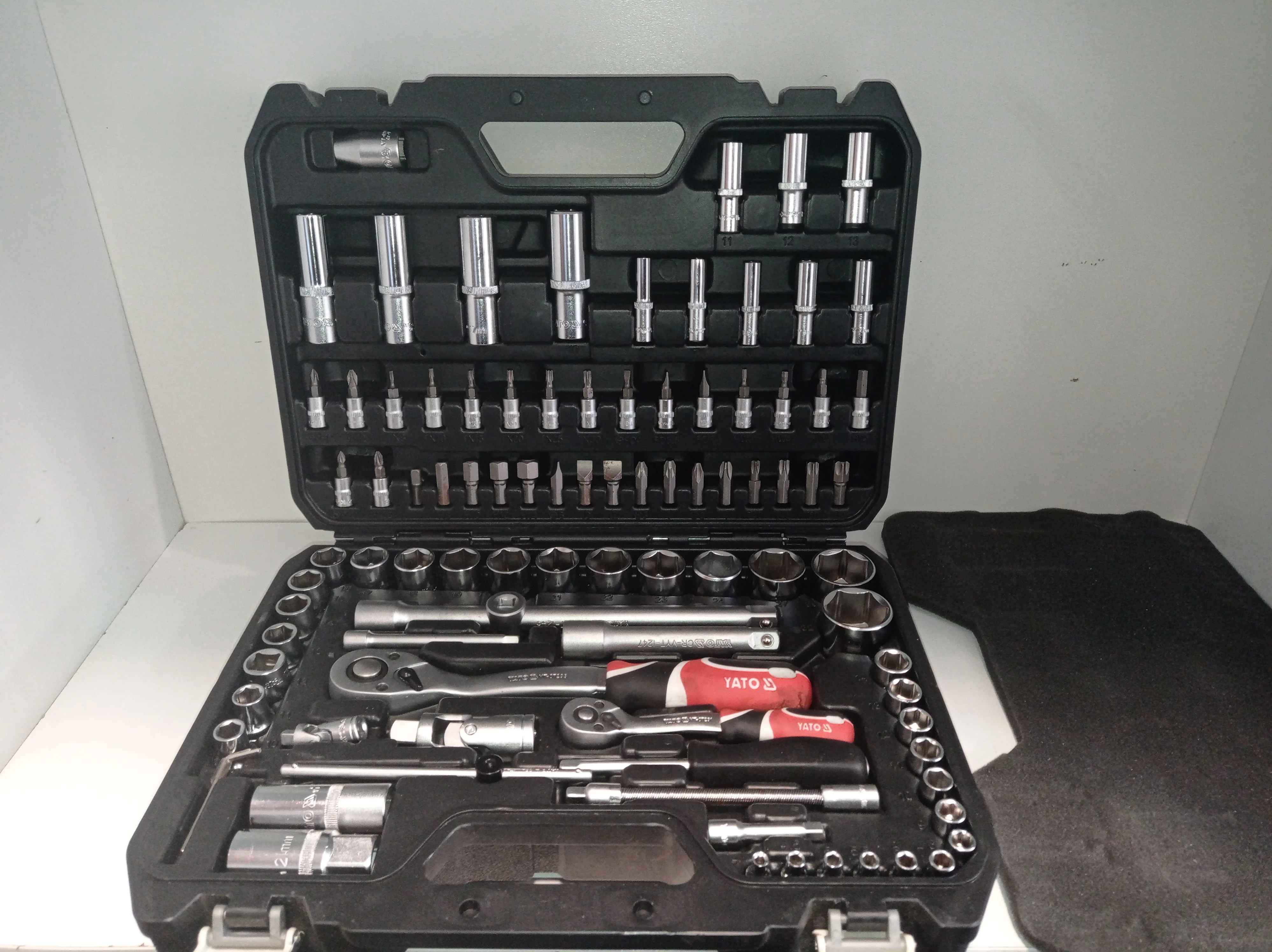 ZESTAW KLUCZY NASADOWYCH YATO YT-12681 | Zestawy narzędzi | Loombard.pl