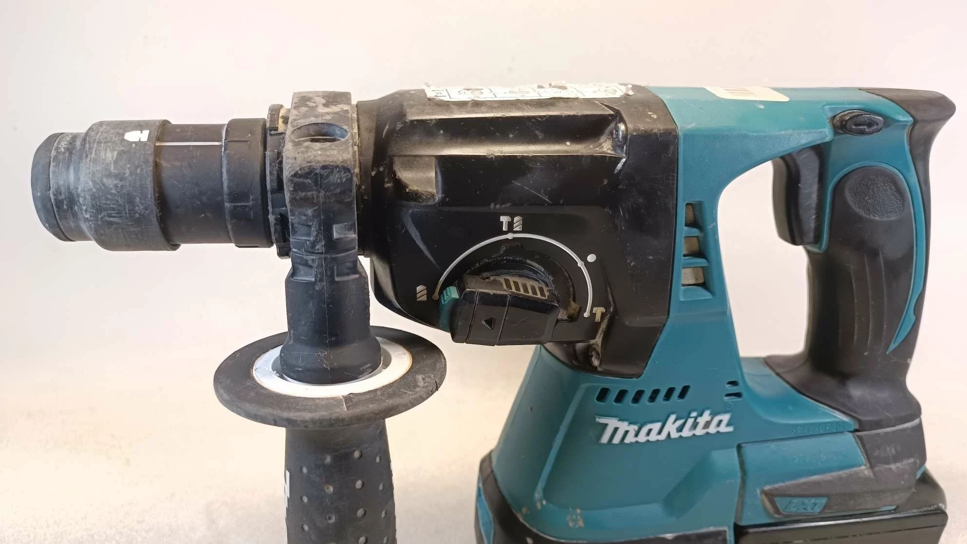 MAKITA DHR243 MŁOTOWIERTARKA + AKUMULATOR | Młotowiertarki | Loombard.pl