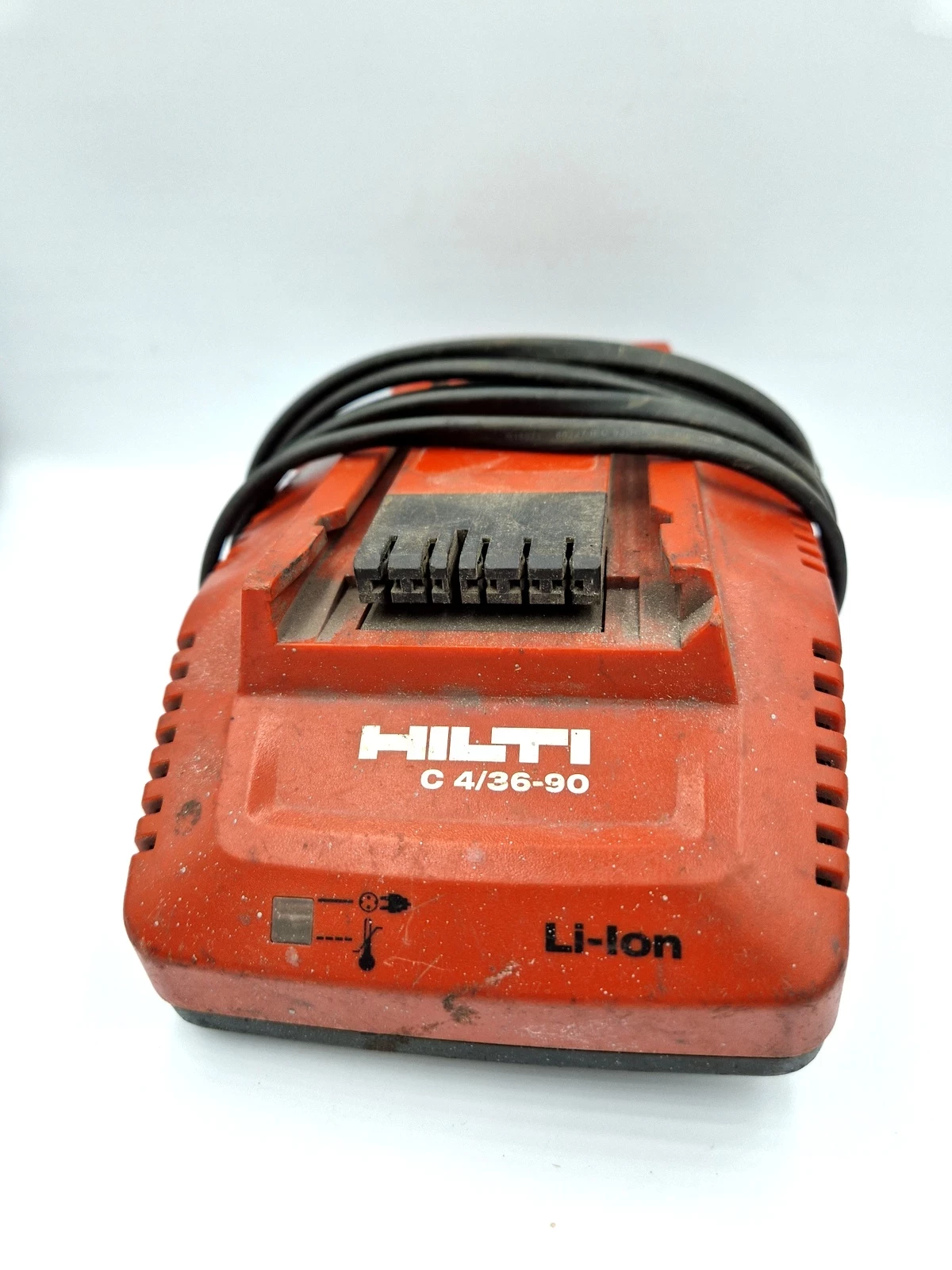 ŁADOWARKA HILTI C 4/36-90 | Ładowarki | Loombard.pl