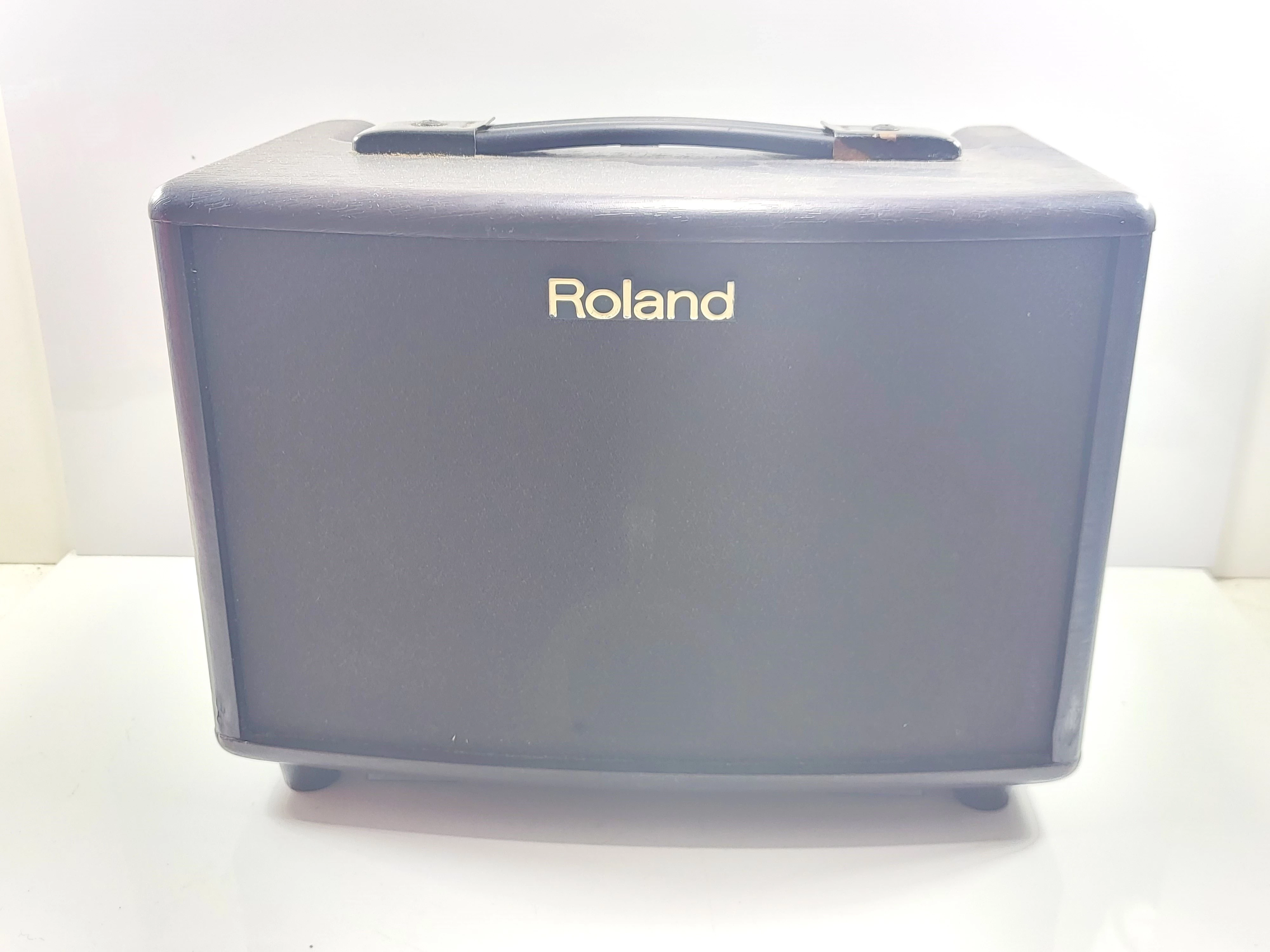 ROLAND AC-33 PRZENOŚNY BATERYJNY WZMACNIACZ STEREO | Gitarowe | Loombard.pl