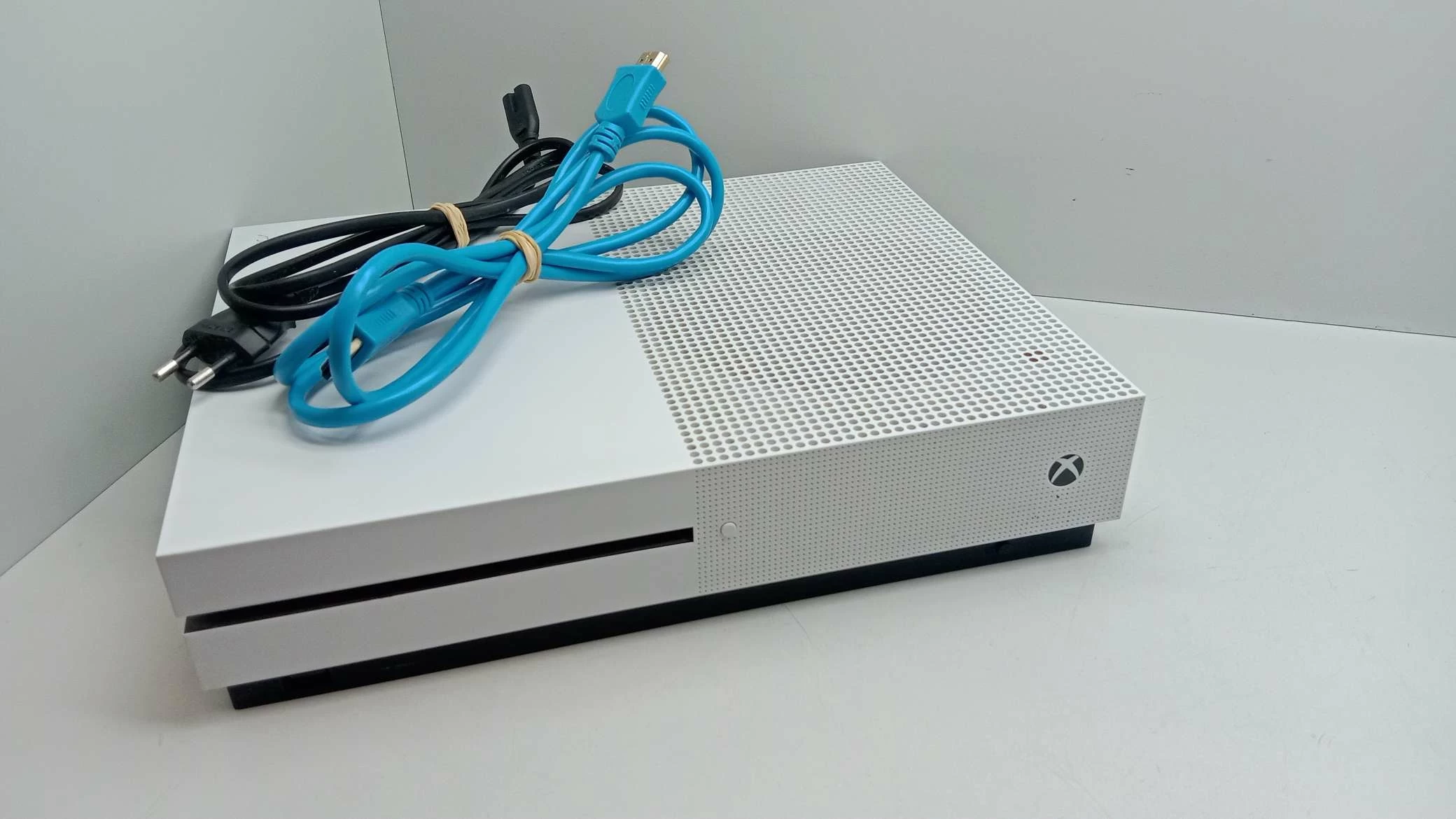 KONSOLA XBOX ONE S 1TB | Konsole | Loombard.pl
