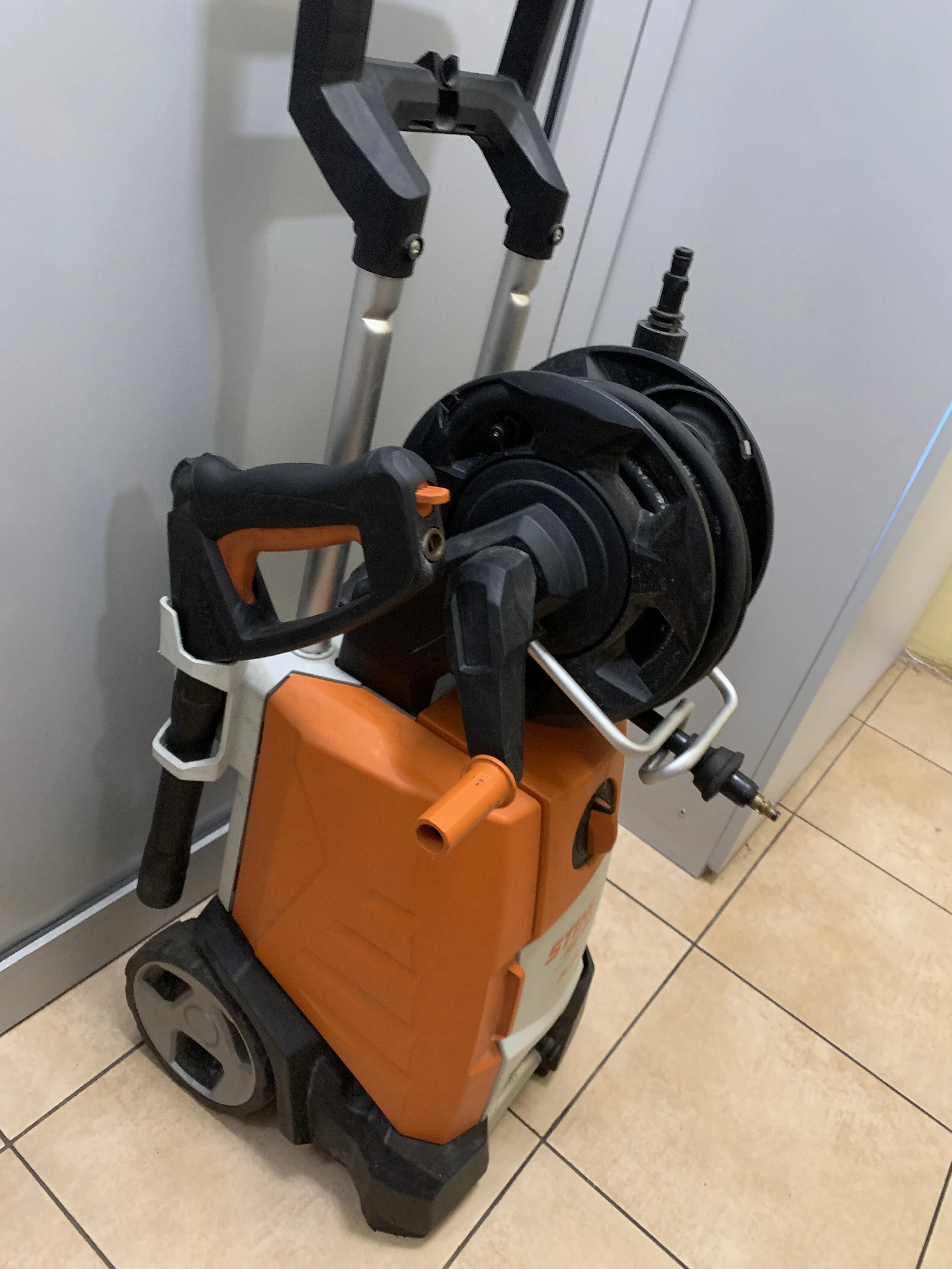 STIHL RE 130 PLUS MYJKA CIŚNIENIOWA | Myjki ciśnieniowe | Loombard.pl