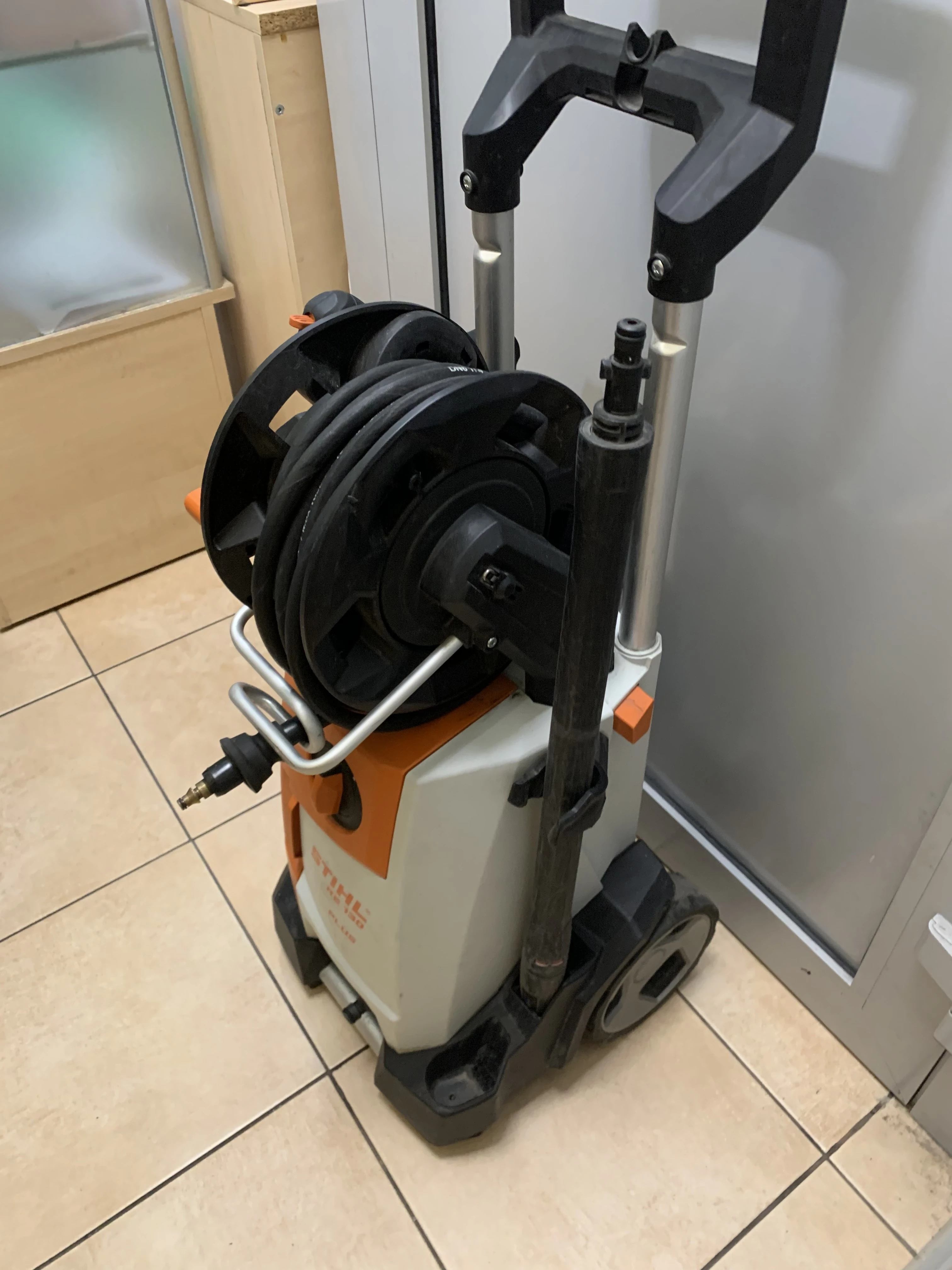 STIHL RE 130 PLUS MYJKA CIŚNIENIOWA | Myjki ciśnieniowe | Loombard.pl