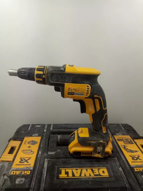 DEWALT DCF620 18V AKU 2,0AH WALIZKA CZYTAJ OPIS!!! | Wkrętarki ...