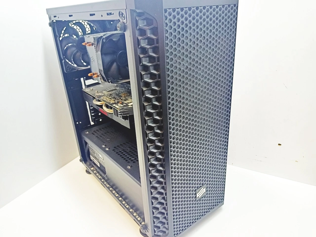 KOMPUTER STACJONARNY RYZEN 5 16GB RAM RX 570 | Komputery stacjonarne ...