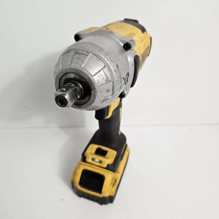 KLUCZ UDAROWY DEWALT DCF899 | Klucze udarowe | Loombard.pl