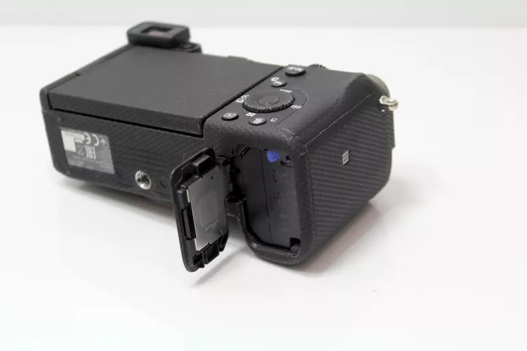 APARAT SONY ILCE-7C BODY CZARNY | Bezlusterkowce | Loombard.pl