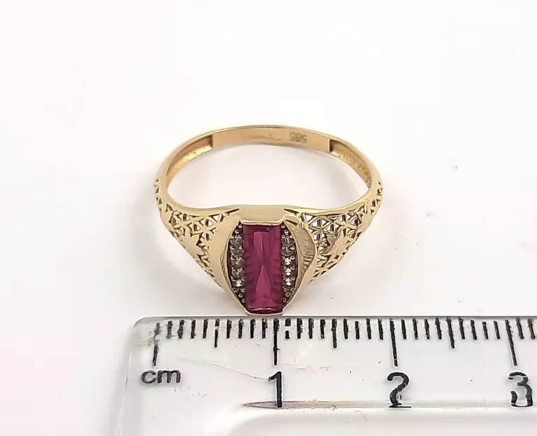 ZŁOTY PIERŚCIONEK Z CYRKONIAMI P585 1,72G R19 | Pierścionki, obrączki | Loombard.pl