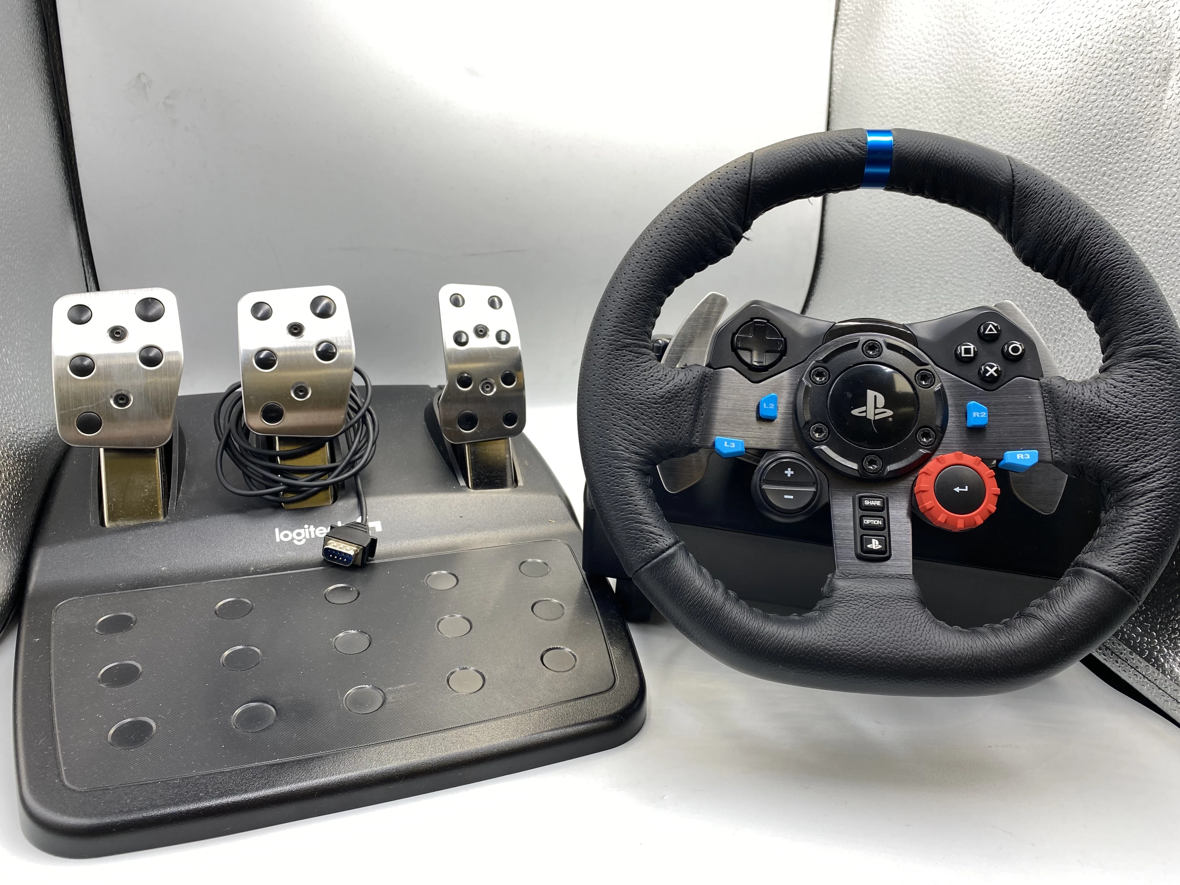 KIEROWNICA LOGITECH G29 DRIVING FORCE OPIS | Kierownice | Loombard.pl