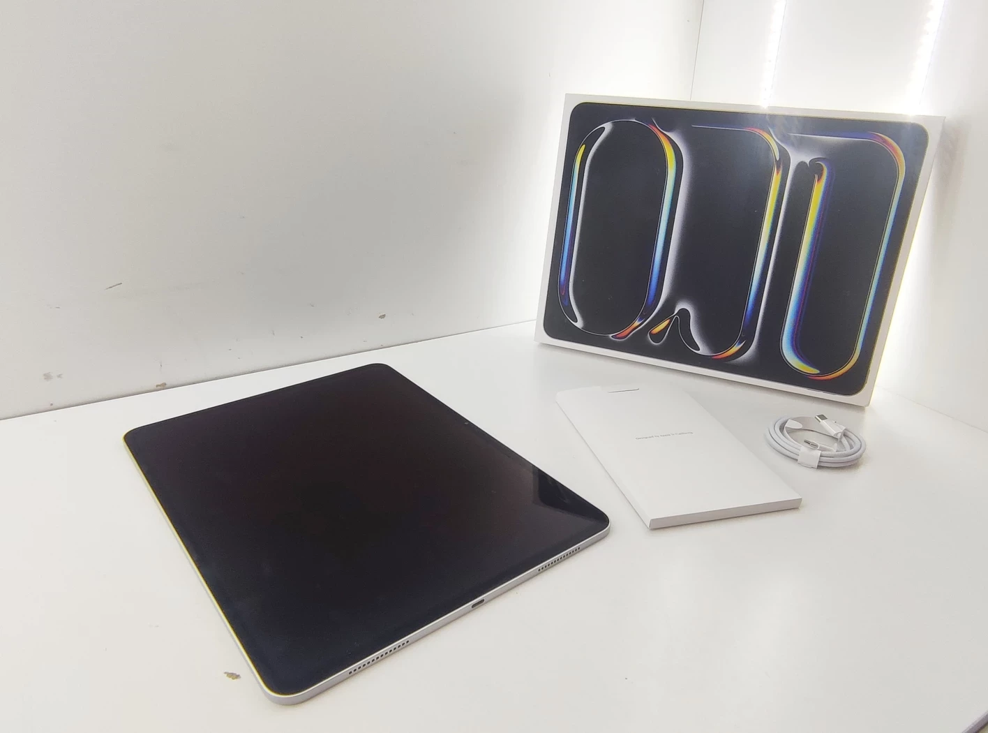 TABLET IPAD PRO 13 CALI (M4) 256GB | Urządzenia | Loombard.pl