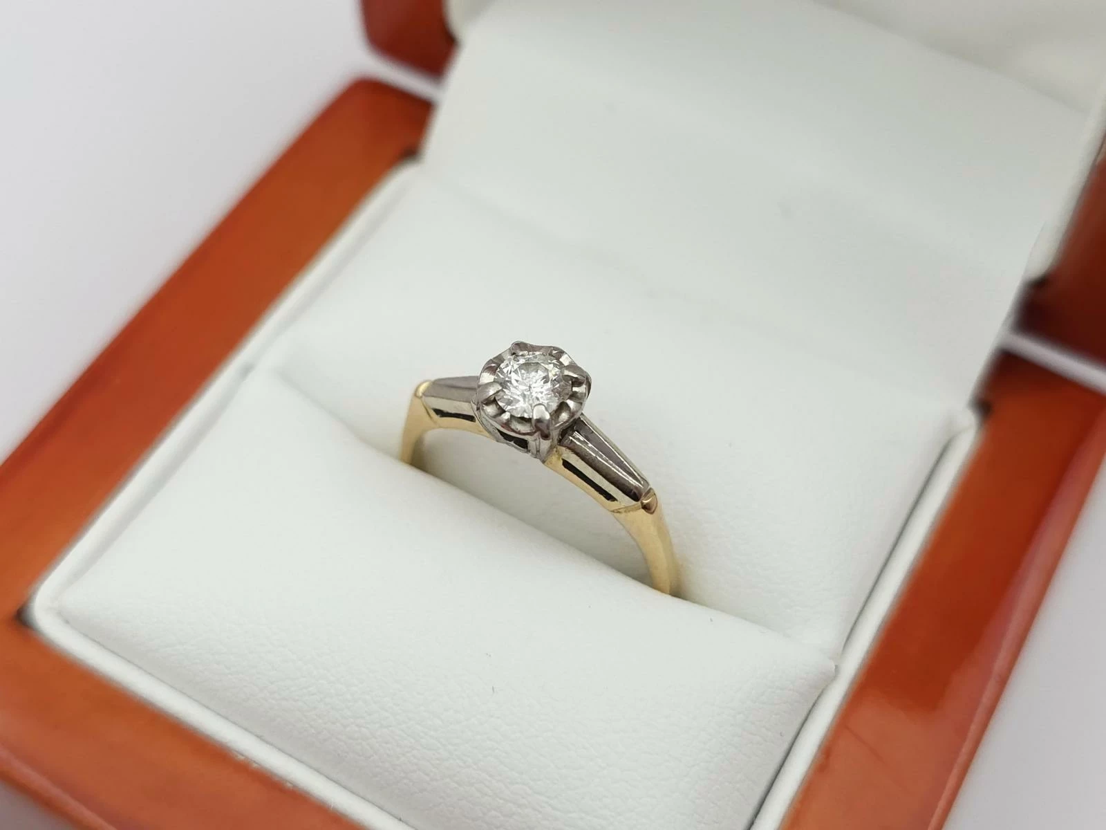 ZŁOTY PIERŚCIONEK Z BRYLANTEM 0,32CT - 585 14K R.15 2,18G | Pierścionki, obrączki | Loombard.pl