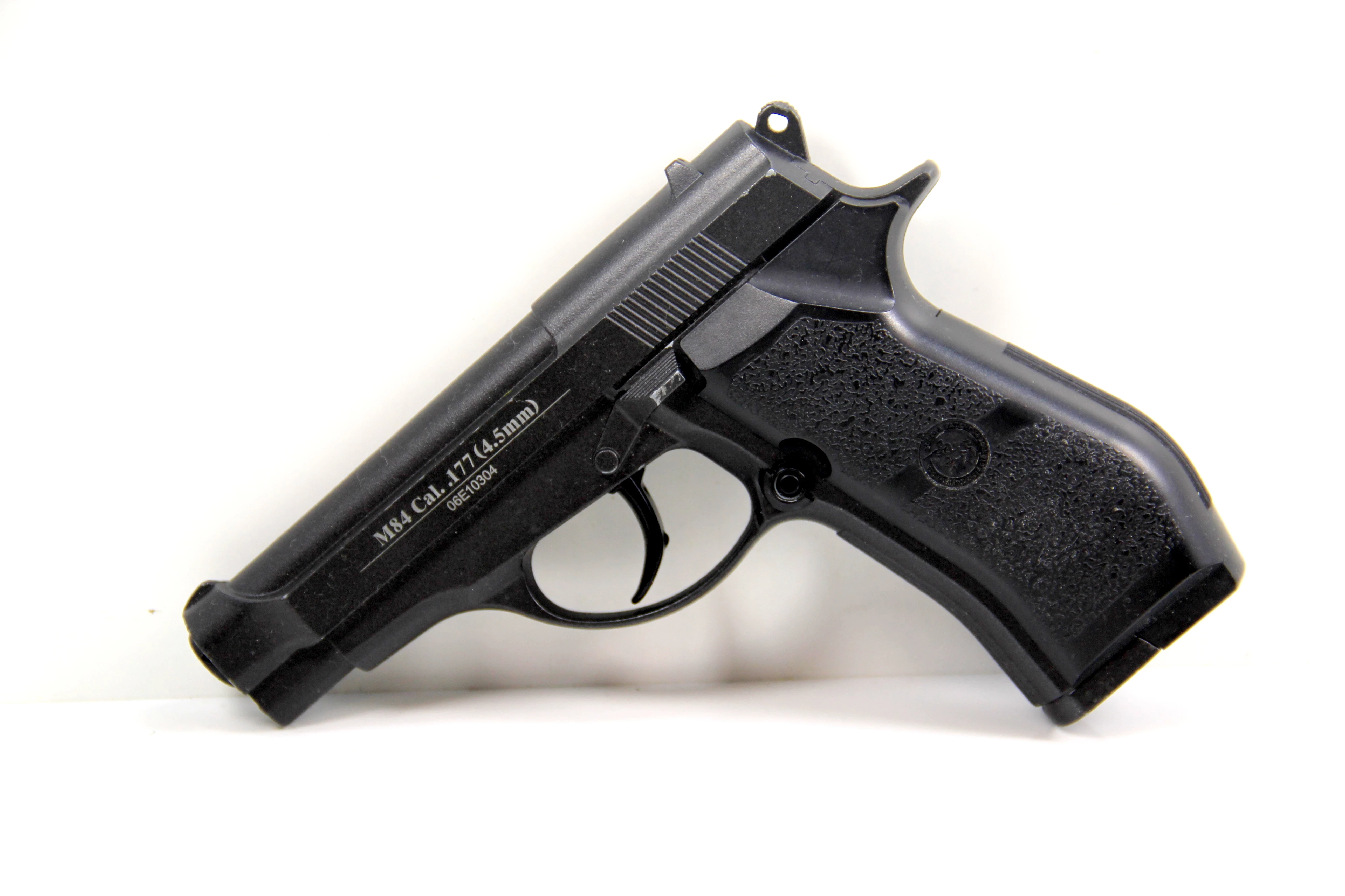 WINGUN BERETTA M84 FULL METAL 4,5MM/CO2 | Pistolety | Loombard.pl