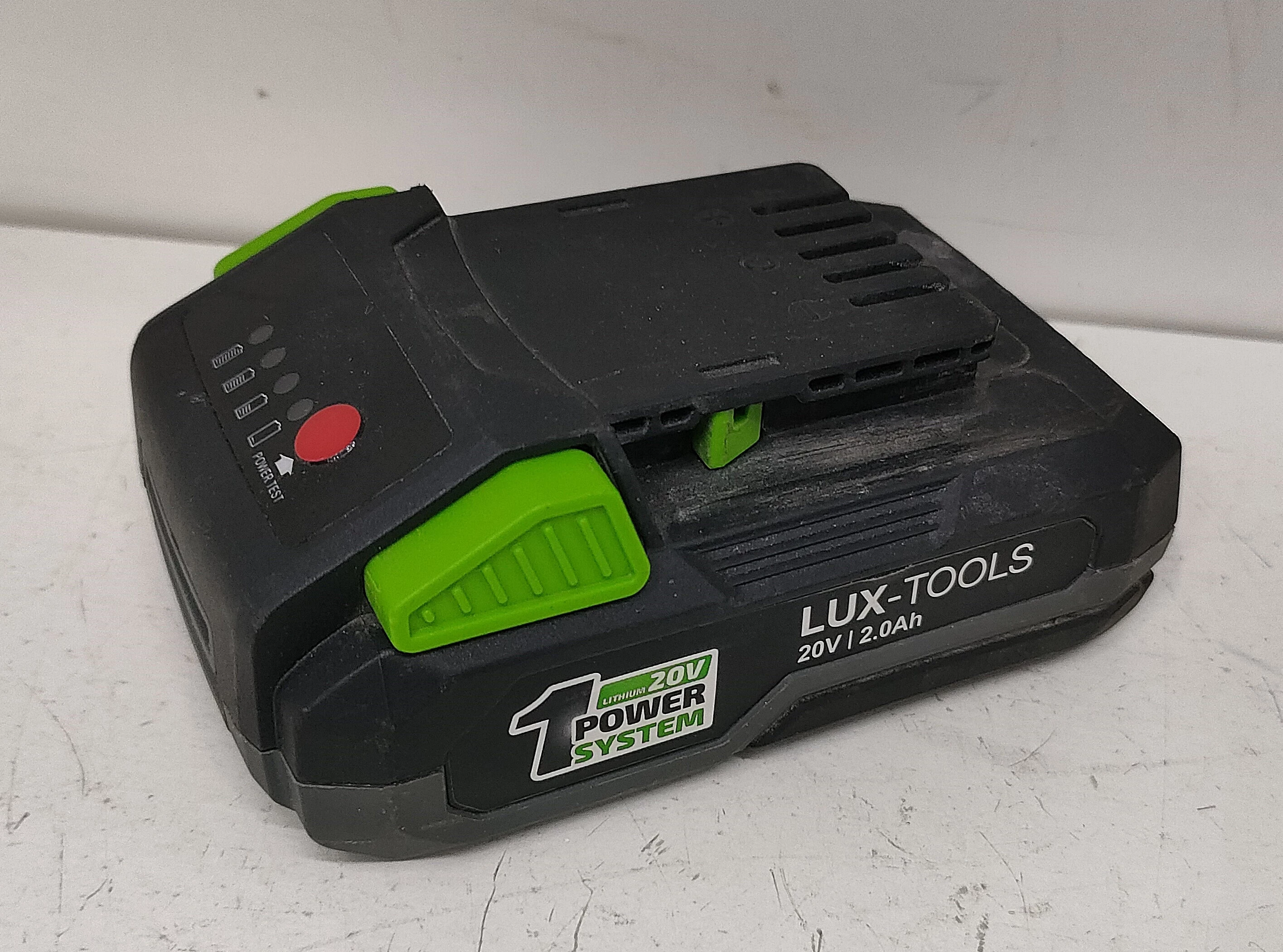 LUX-TOOLS AKUMULATOR 20V 2AH | Akumulatory do elektronarzędzi | Loombard.pl