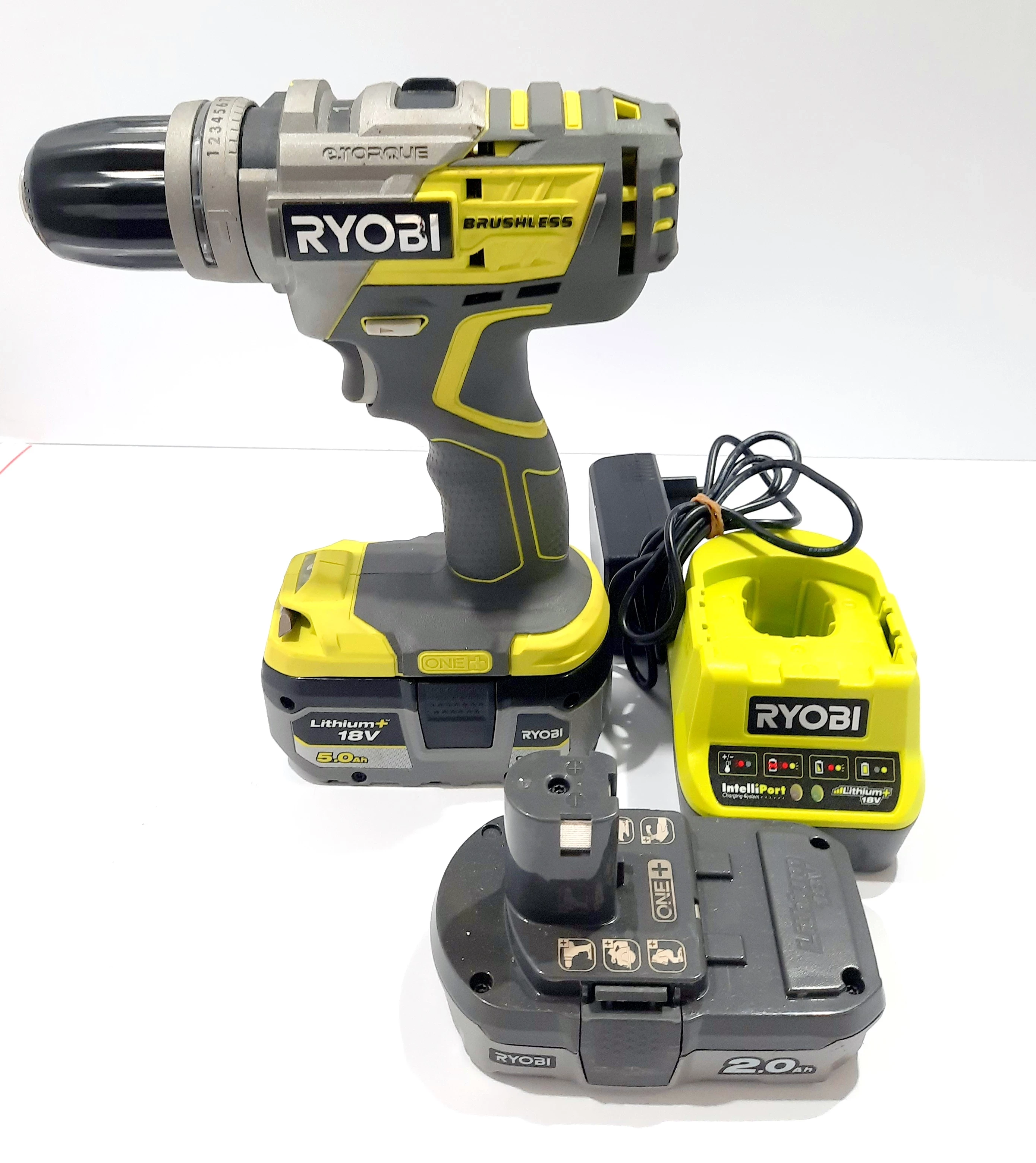 RYOBI WIERTARKA R18PDBL, 2 AKUMULAT, ŁADOWARKA I WALIZKA | Wkrętarki ...