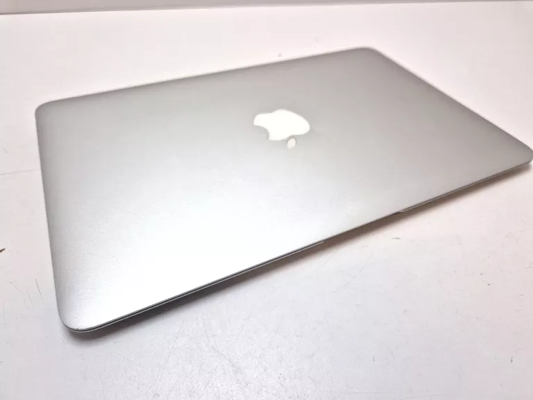 LAPTOP APPLE MACBOOK AIR 3.1 A1370 2010 11,6 " INTEL CORE 2 DUO 2 GB / 60 | Loombard.pl