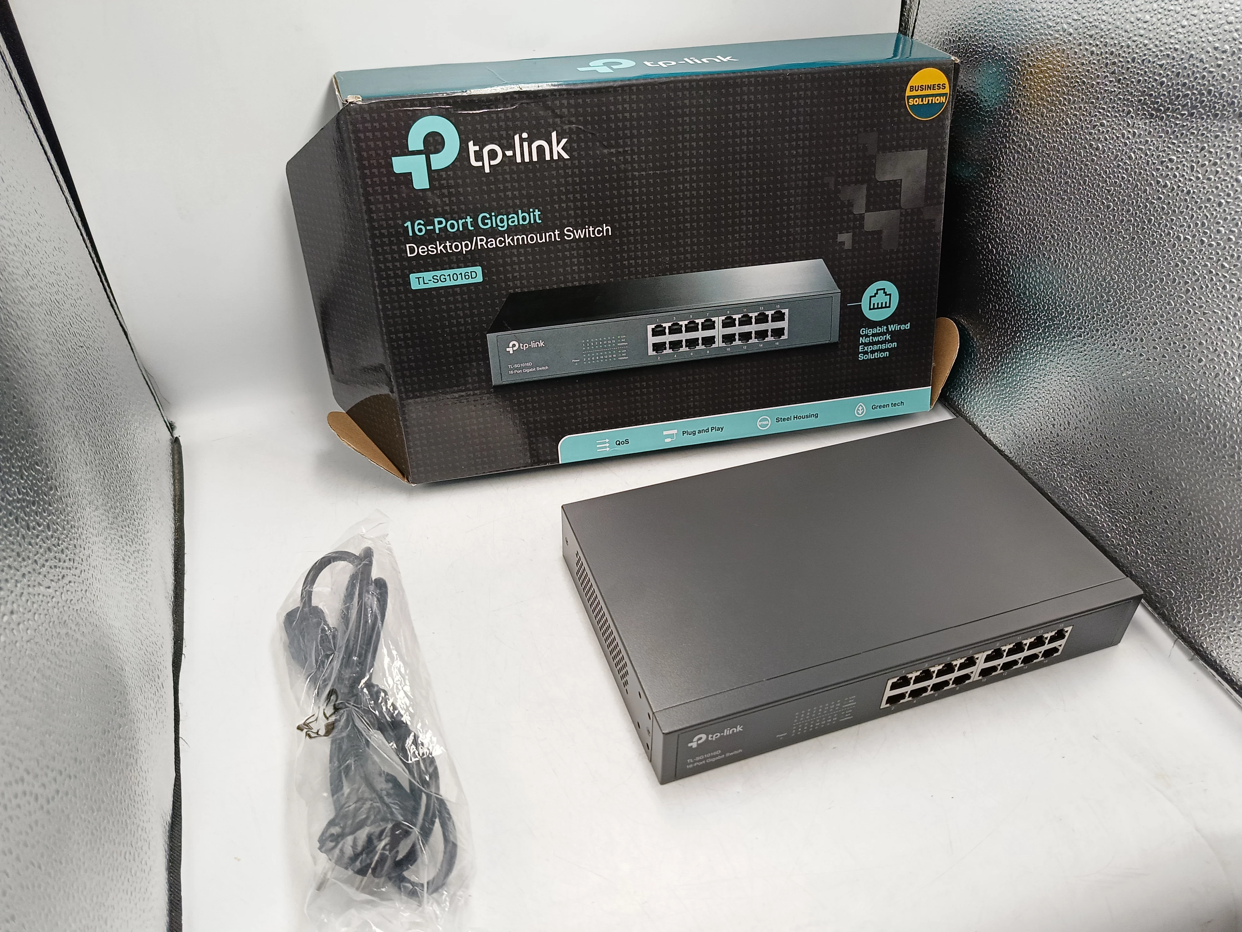 SWITCH 16-PORT TP-LINK TL-SF1016D | Switche i huby | Loombard.pl