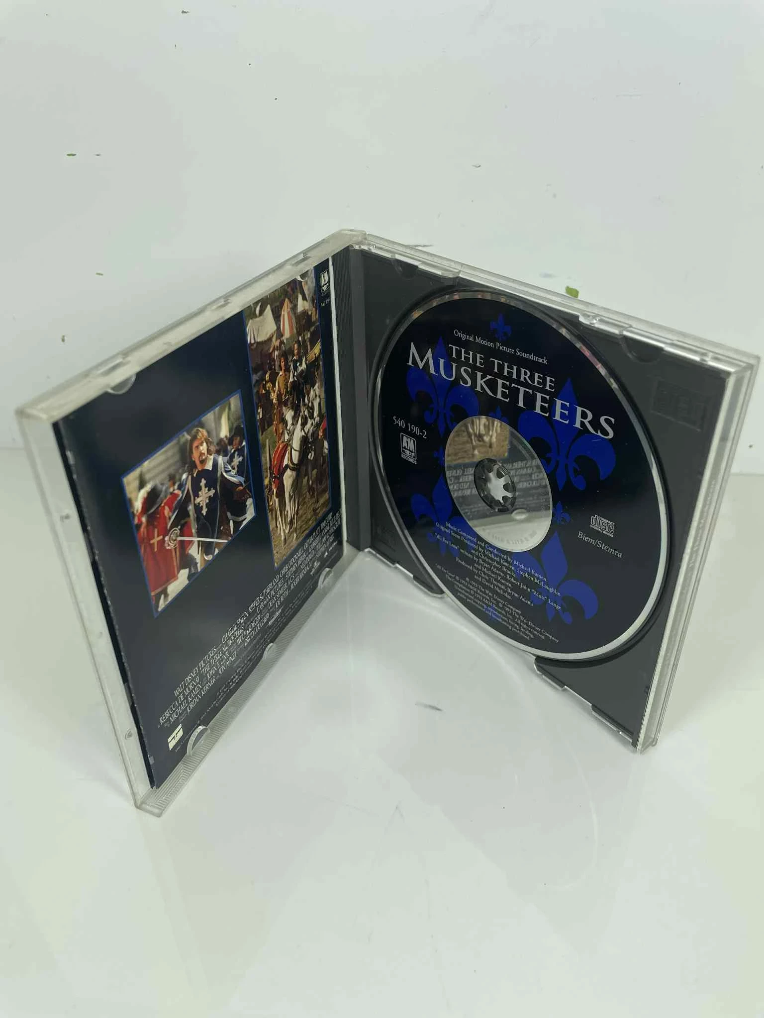 THE THREE MUSKETEERS (SOUNDTRACK) - MICHAEL KAMEN | Muzyka | Loombard.pl