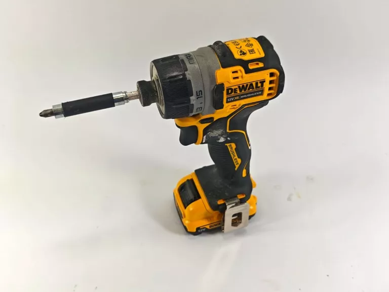 WKRĘTARKA DEWALT ZASILANIE AKUMULATOROWE 12 V DCF601D2 | Wkrętarki ...