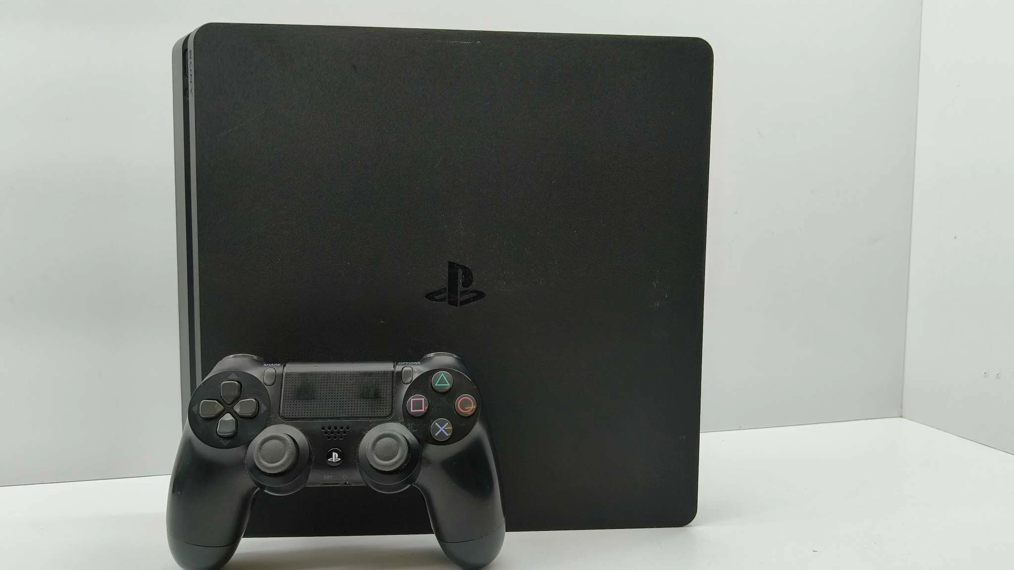 KONSOLA PS4 SLIM 1TB CUH-2016B + PAD + 3 GRY | Konsole | Loombard.pl