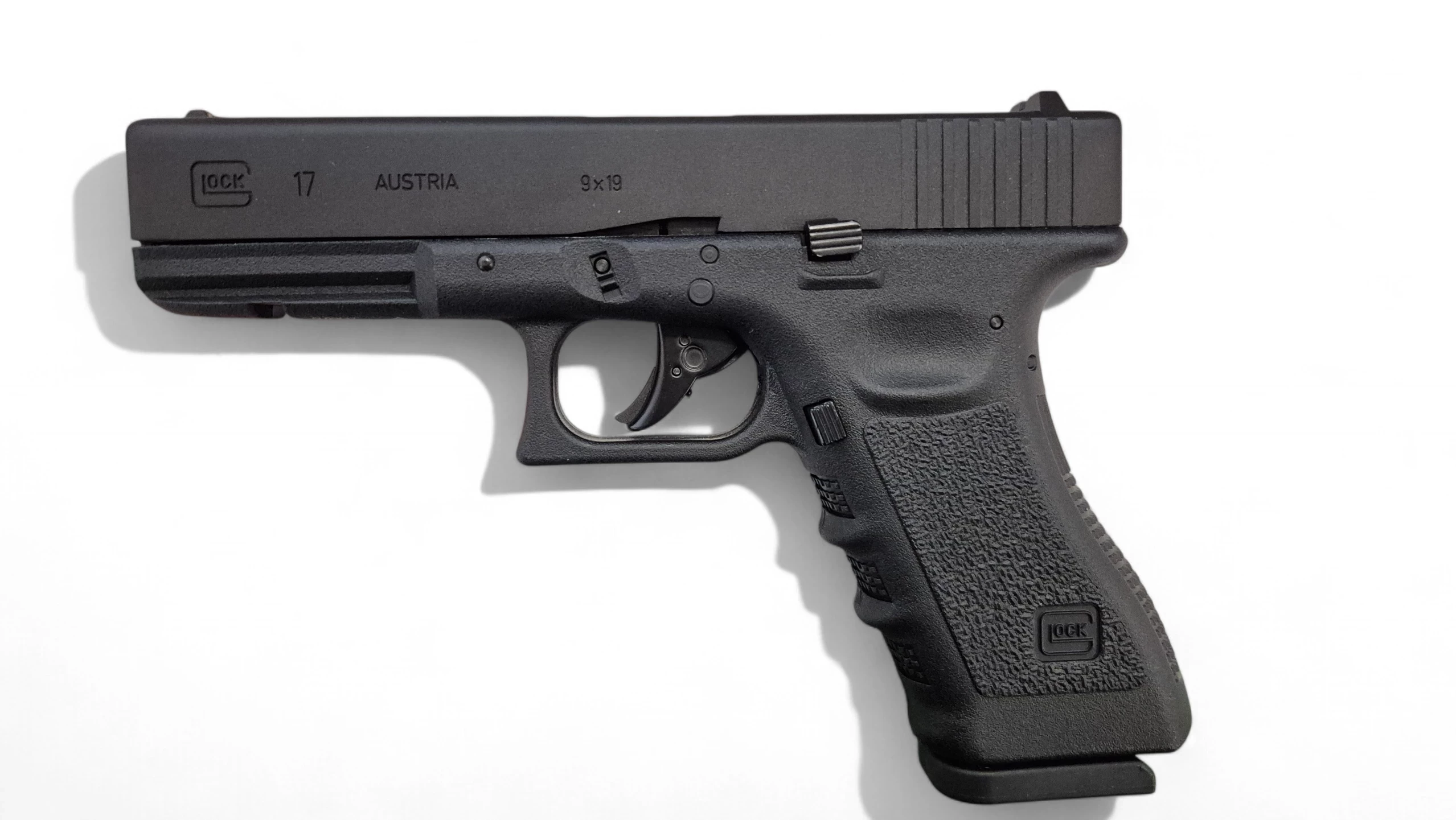 REPLIKA PISTOLET ASG GLOCK 17. 6 MM CO2 | Pistolety i rewolwery ...