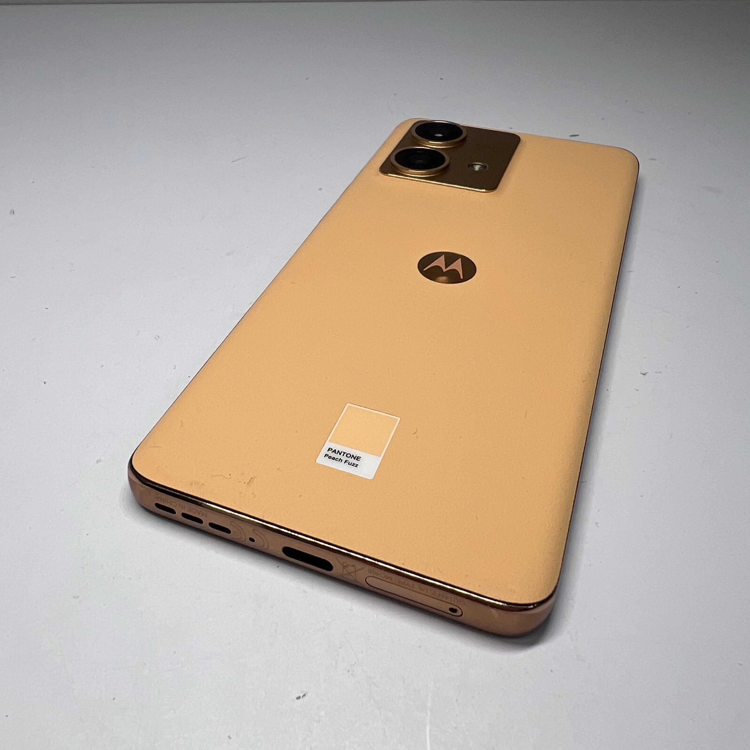 MOTOROLA MOTO EDGE 40 NEO 12/256GB ZESTAW | Smartfony i telefony ...