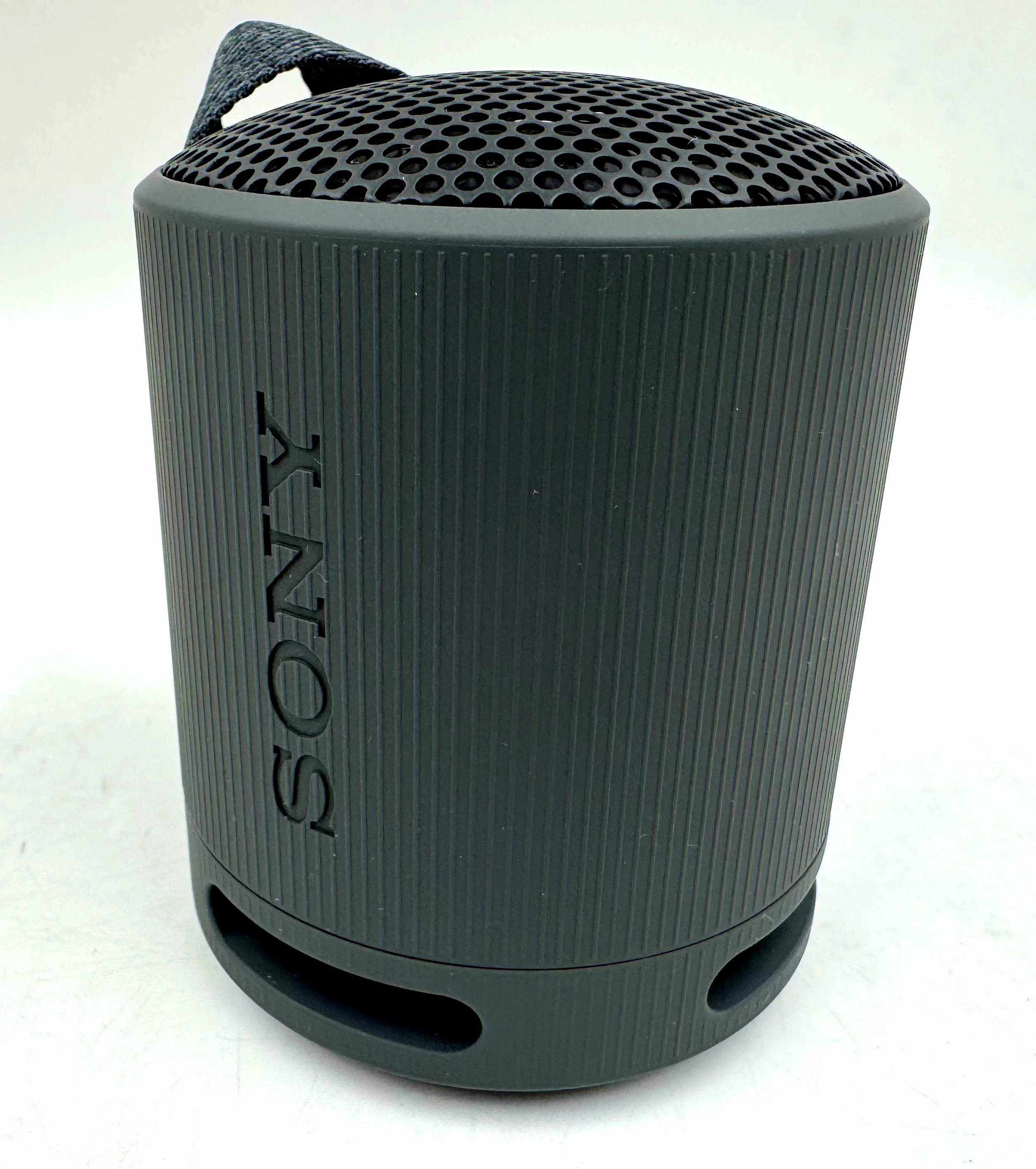 GŁOŚNIK PRZENOŚNY SONY SRS-XB100 5W BLUETOOTH 5.3 CZARNY KOMPLET ...
