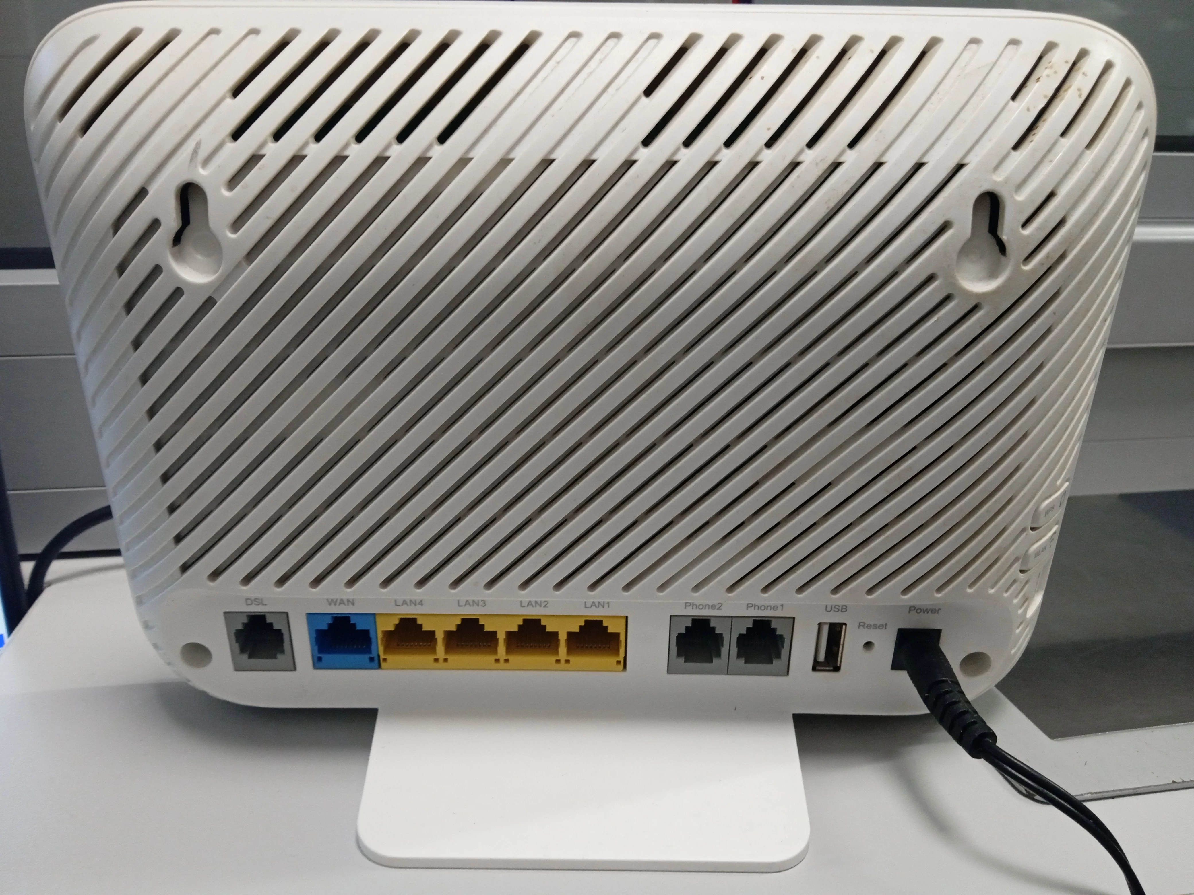 ROUTER HUAWEI DG8245V + ZASILACZ | Routery WiFi i Access Pointy ...